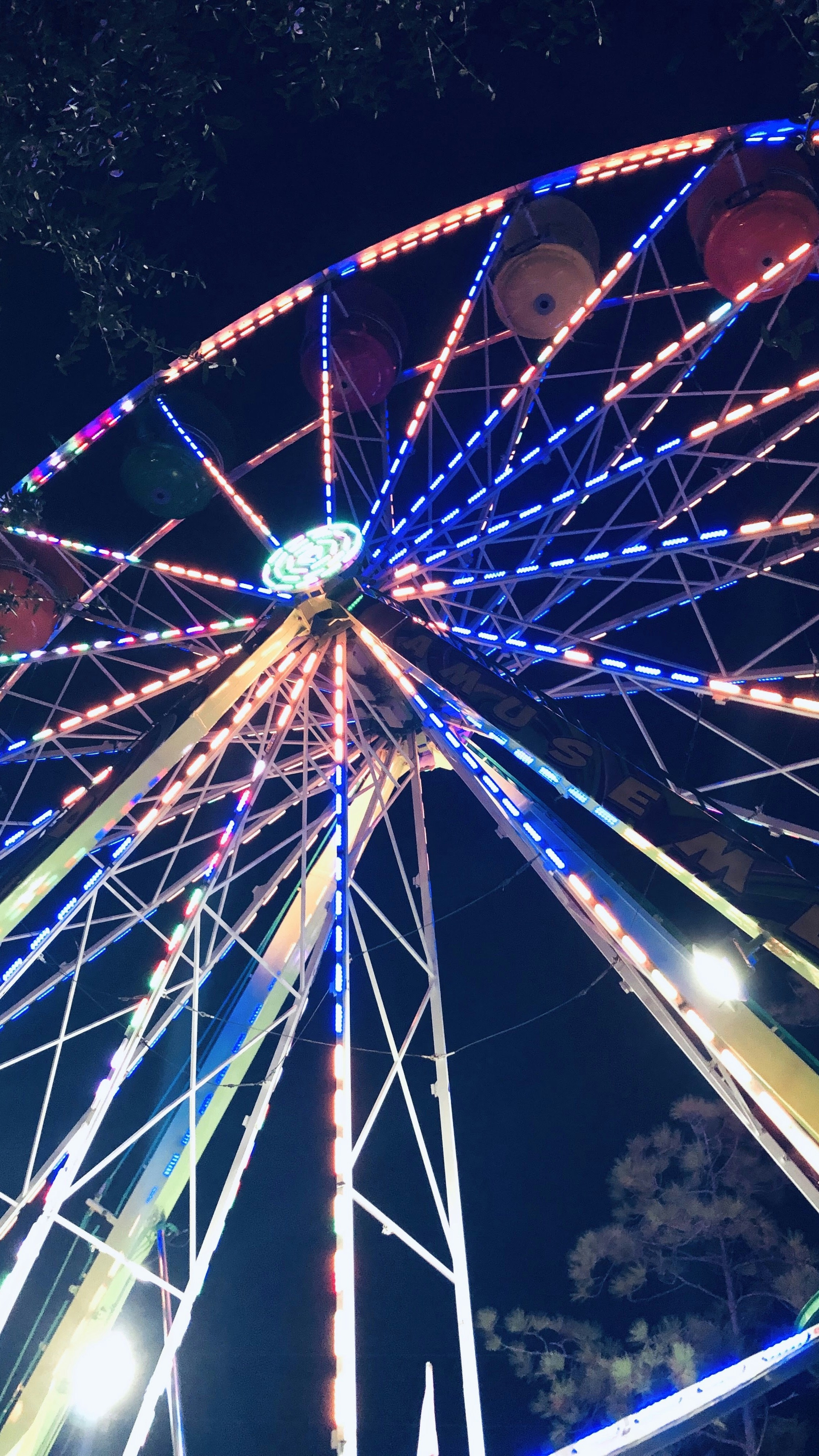 Lighted ferris wheel photo – Free Blue Image on Unsplash