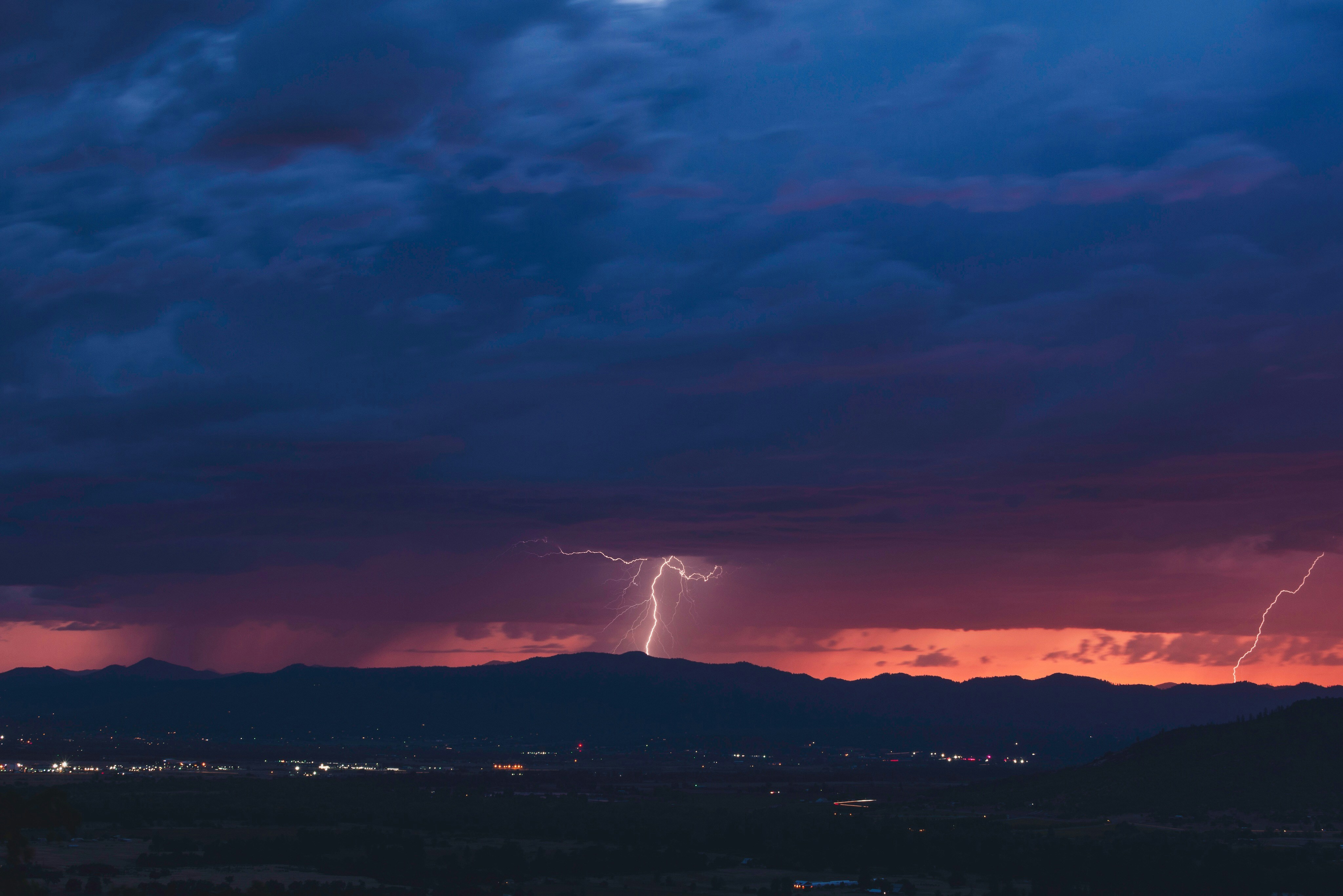 Éclairs pendant la nuit photo – Photo La nature Gratuite sur Unsplash