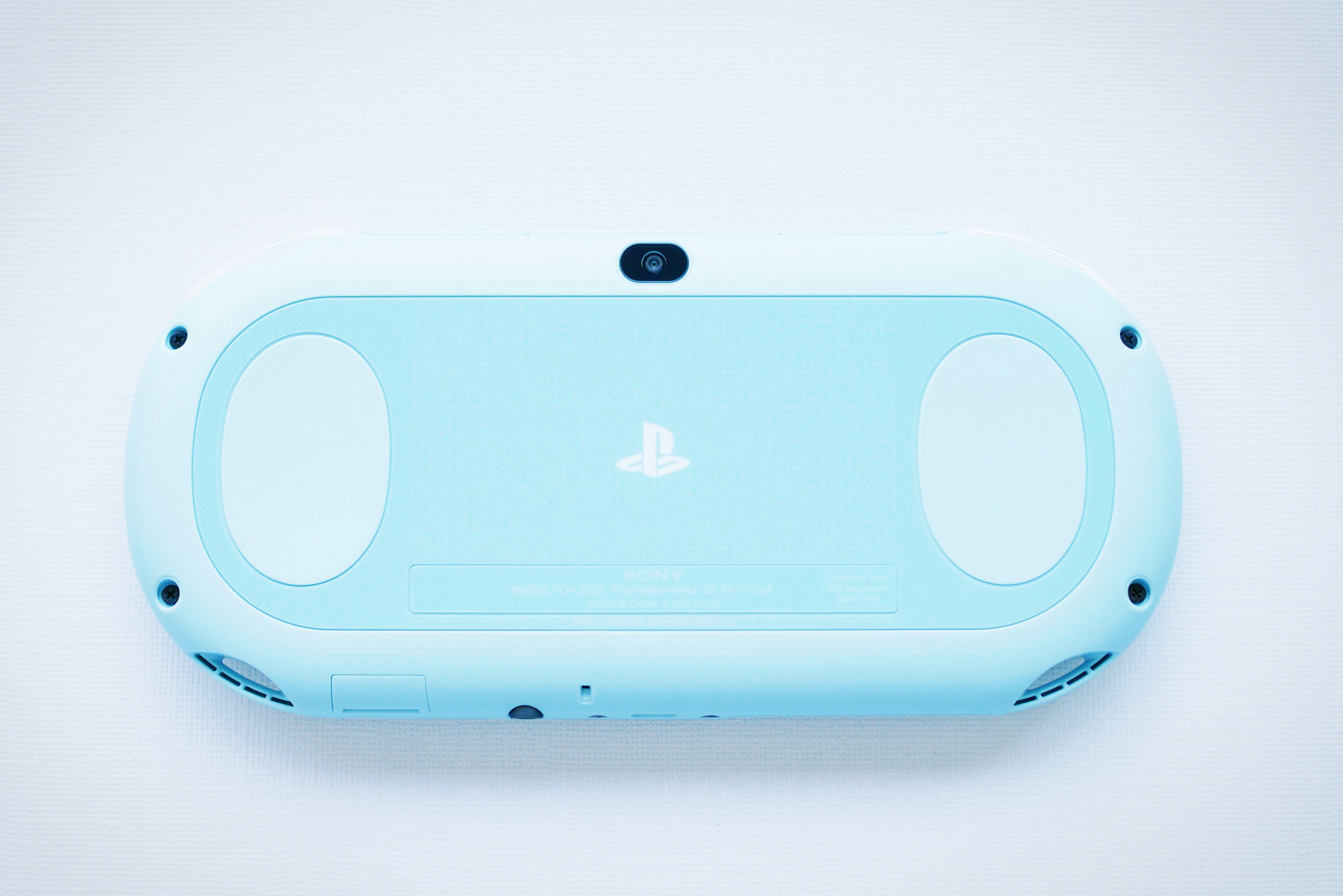 Blue PSP toy photo – Free Blue Image on Unsplash