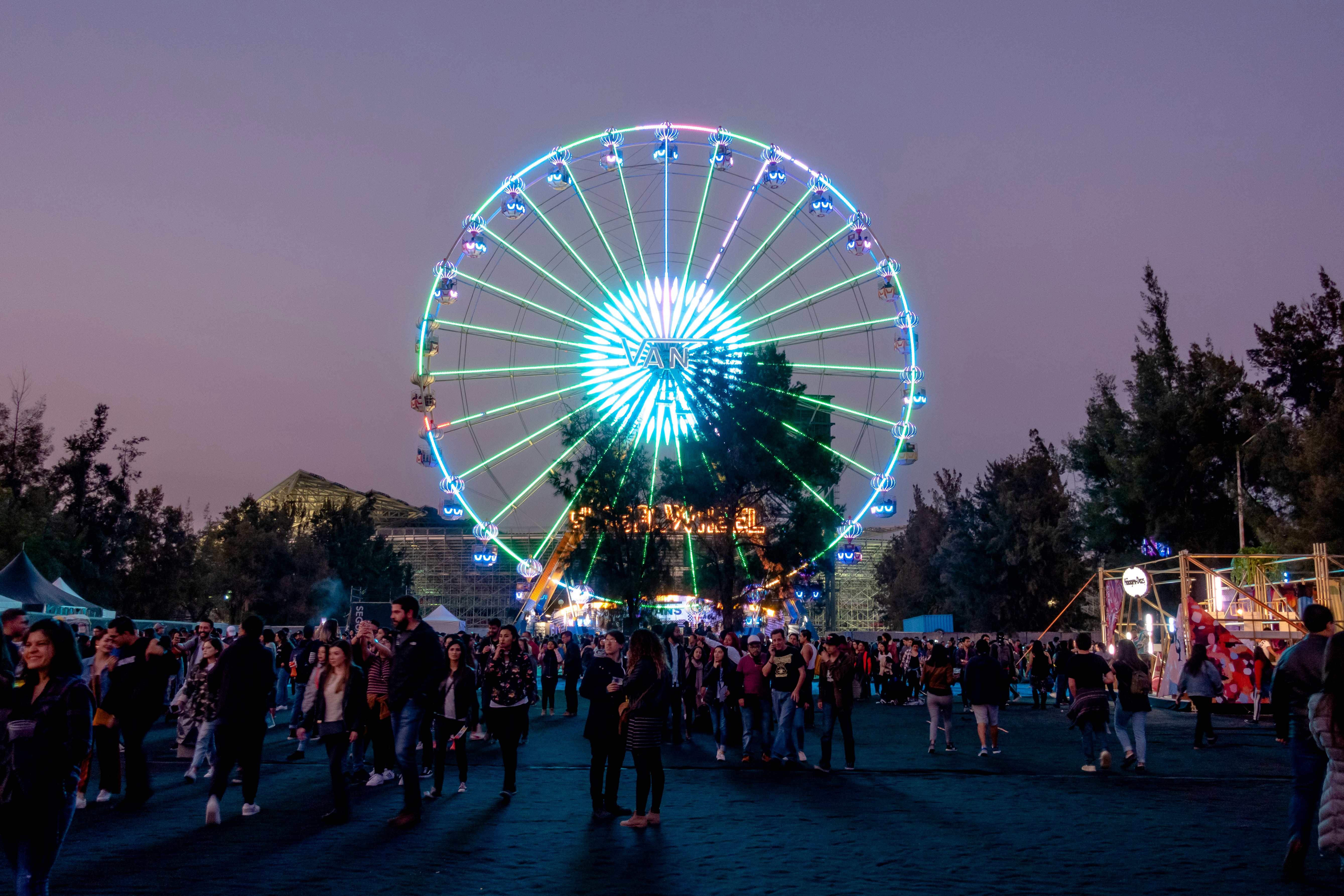 Chromatic Wheel of Night: A Fairground Ferris Glow