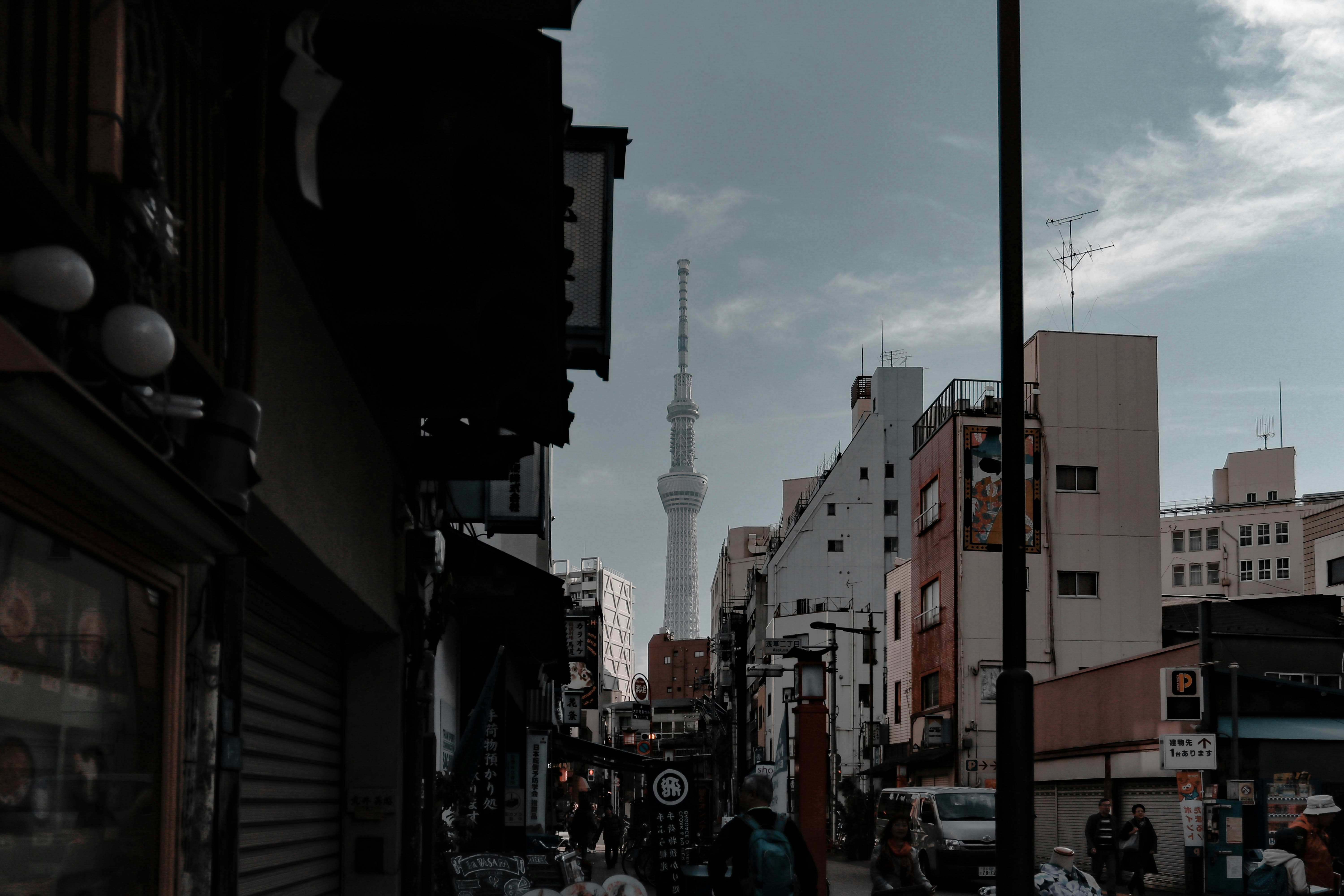 Street at daytime photo – Free Car Image on Unsplash