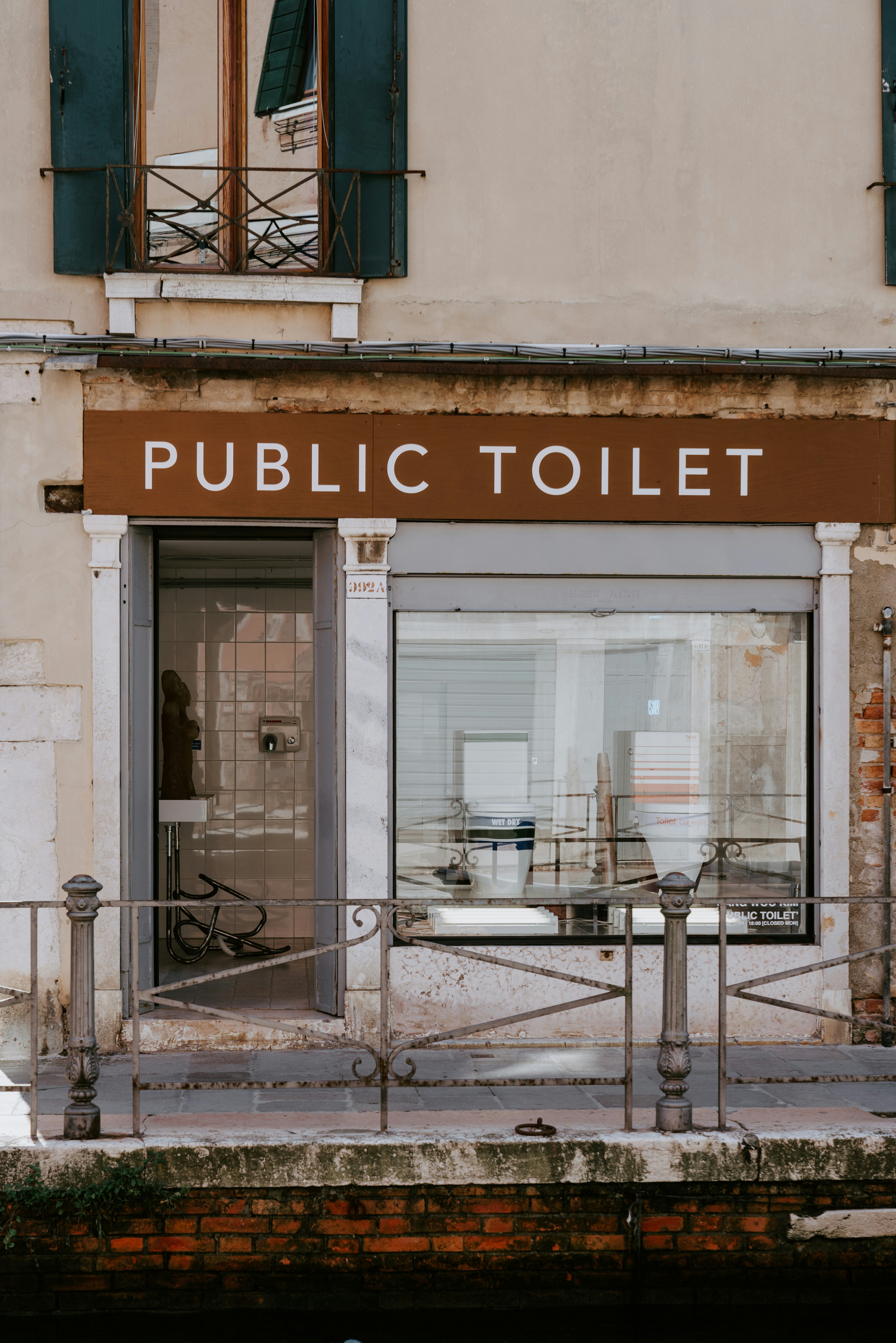 Public Toilet building photo – Free Door Image on Unsplash