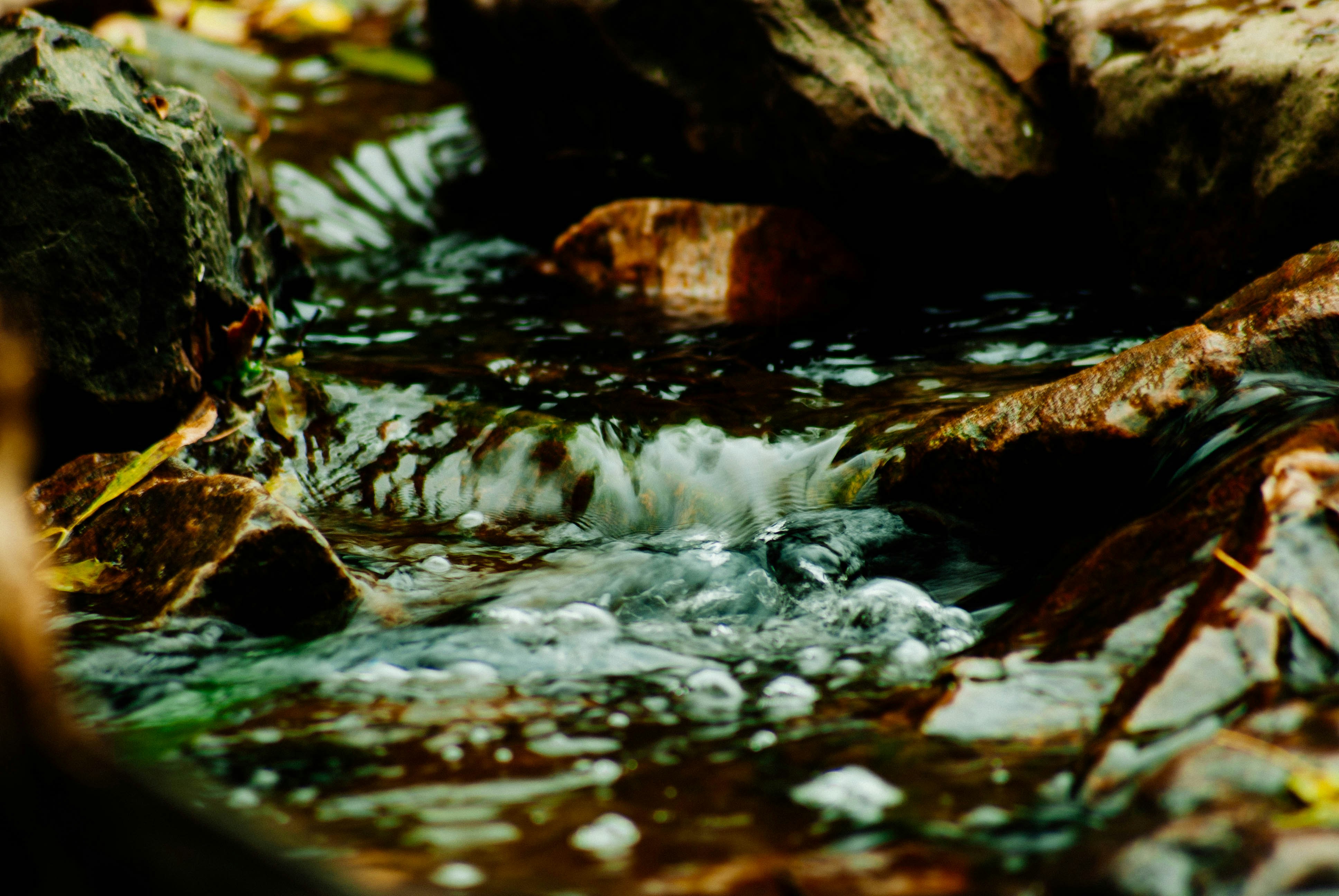 Close up photography of flowing water photo – Free Water Image on Unsplash