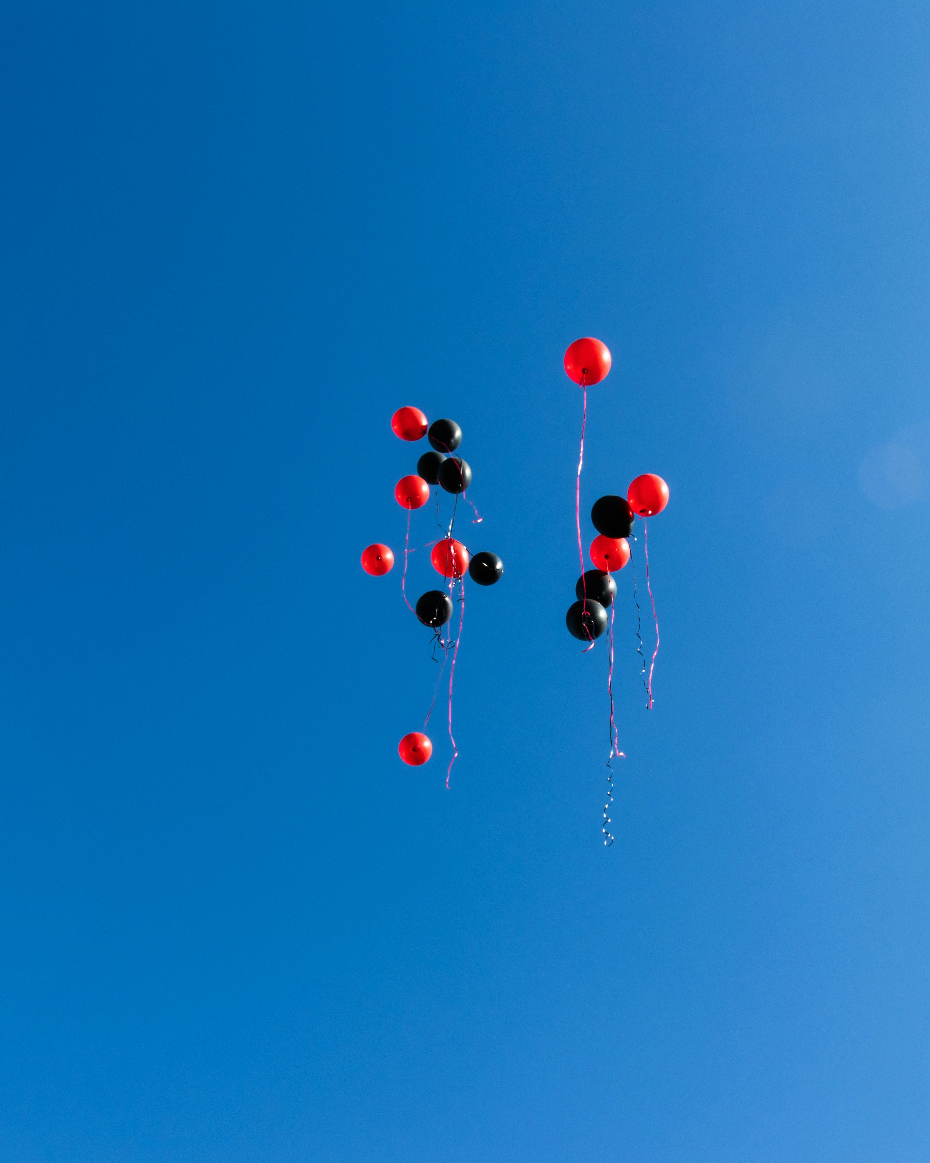 Red Balloons Pictures | Download Free Images on Unsplash