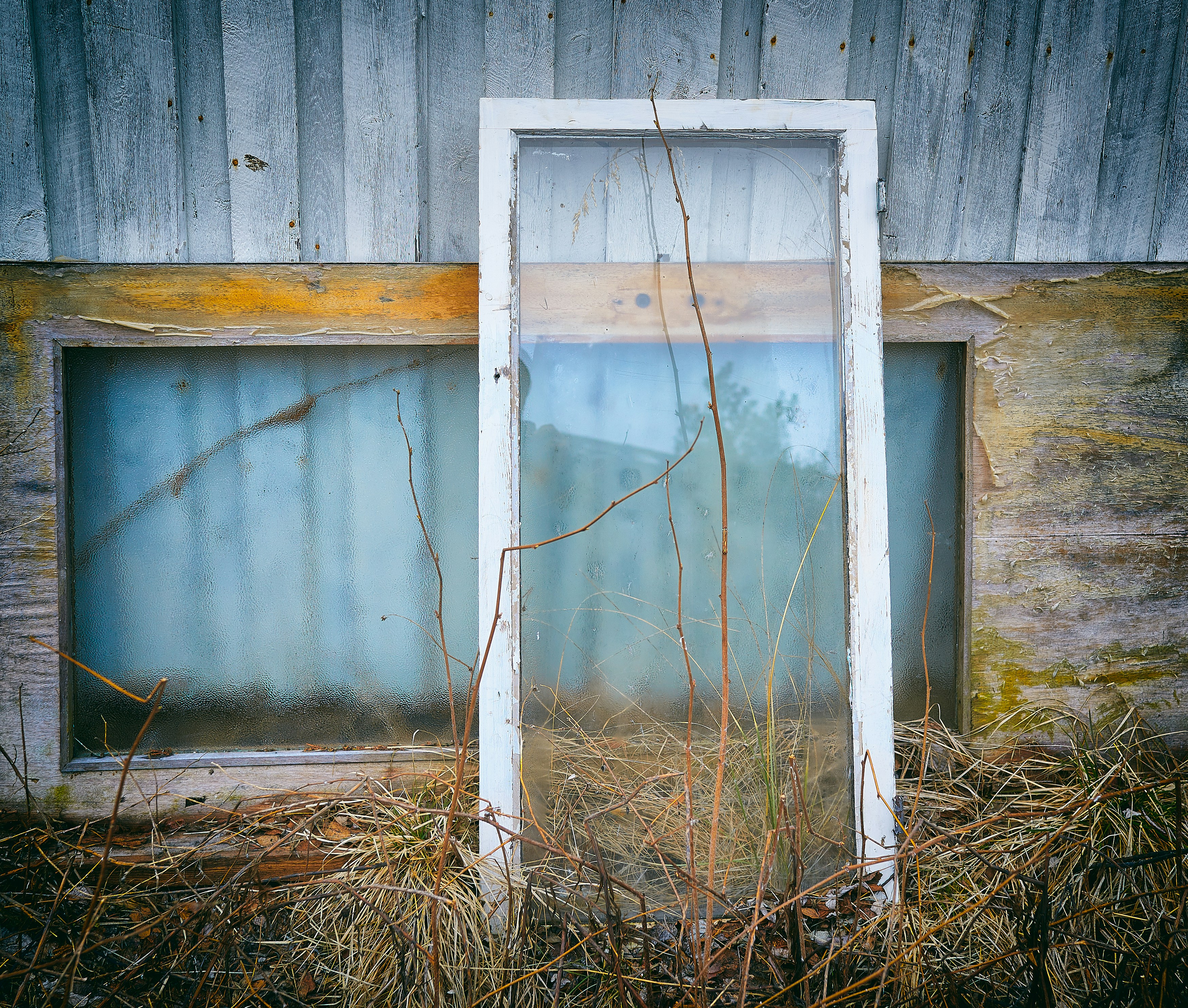 Sash window lean on used full-lite door photo – Free Outdoors Image on ...