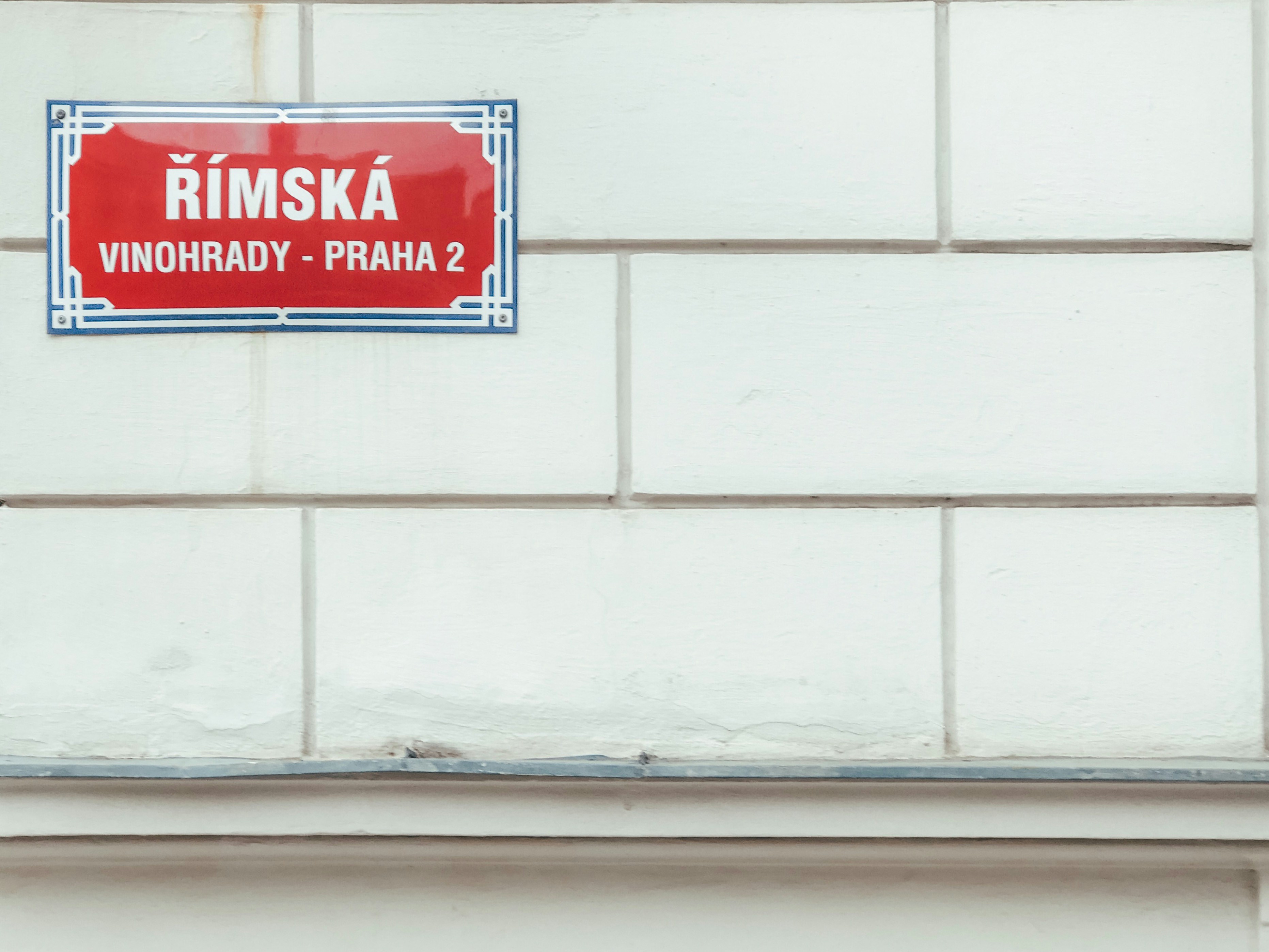 Signalétique Rimska photo – Photo Gris Gratuite sur Unsplash