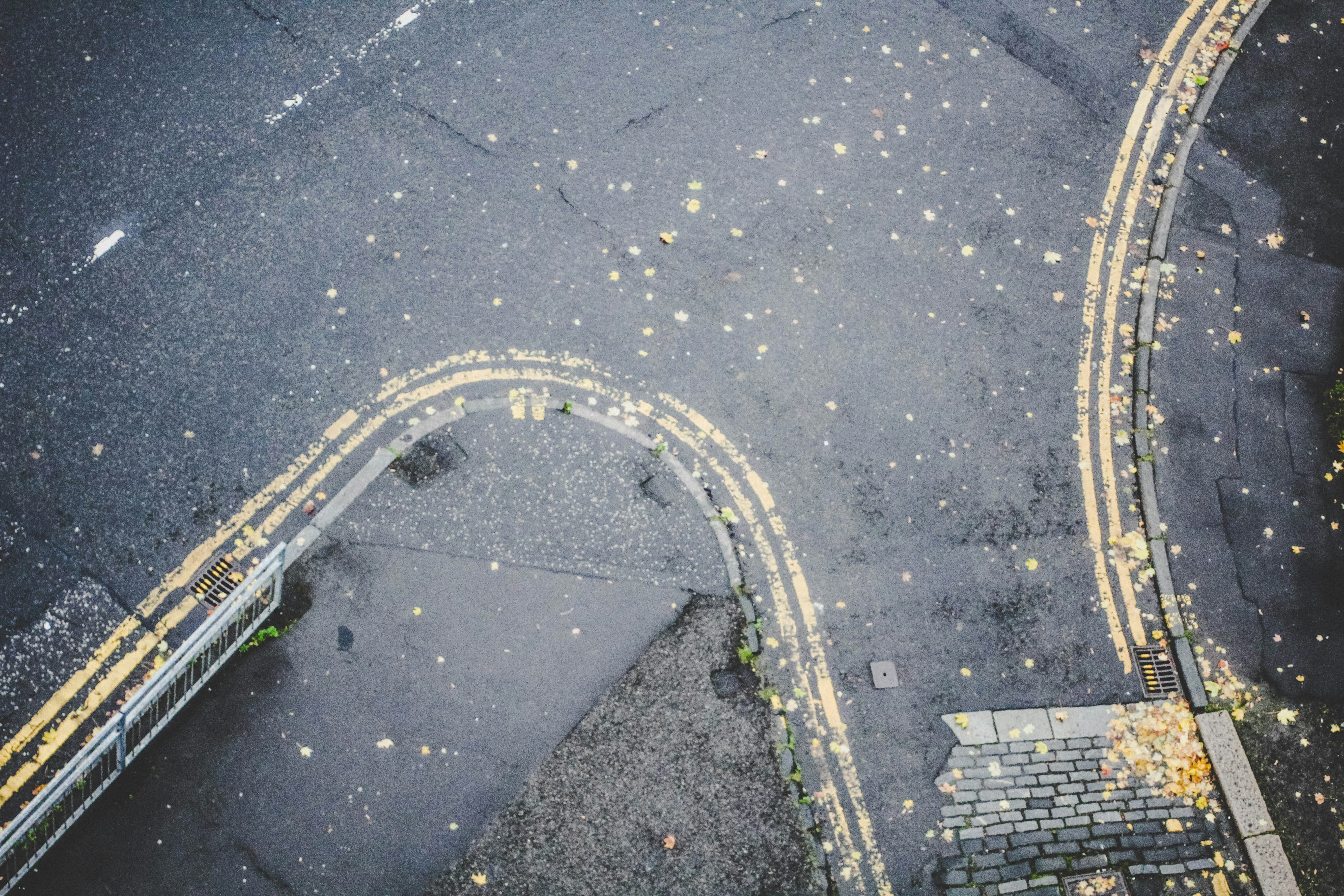 Urban Whispers: Curved Street Symphony