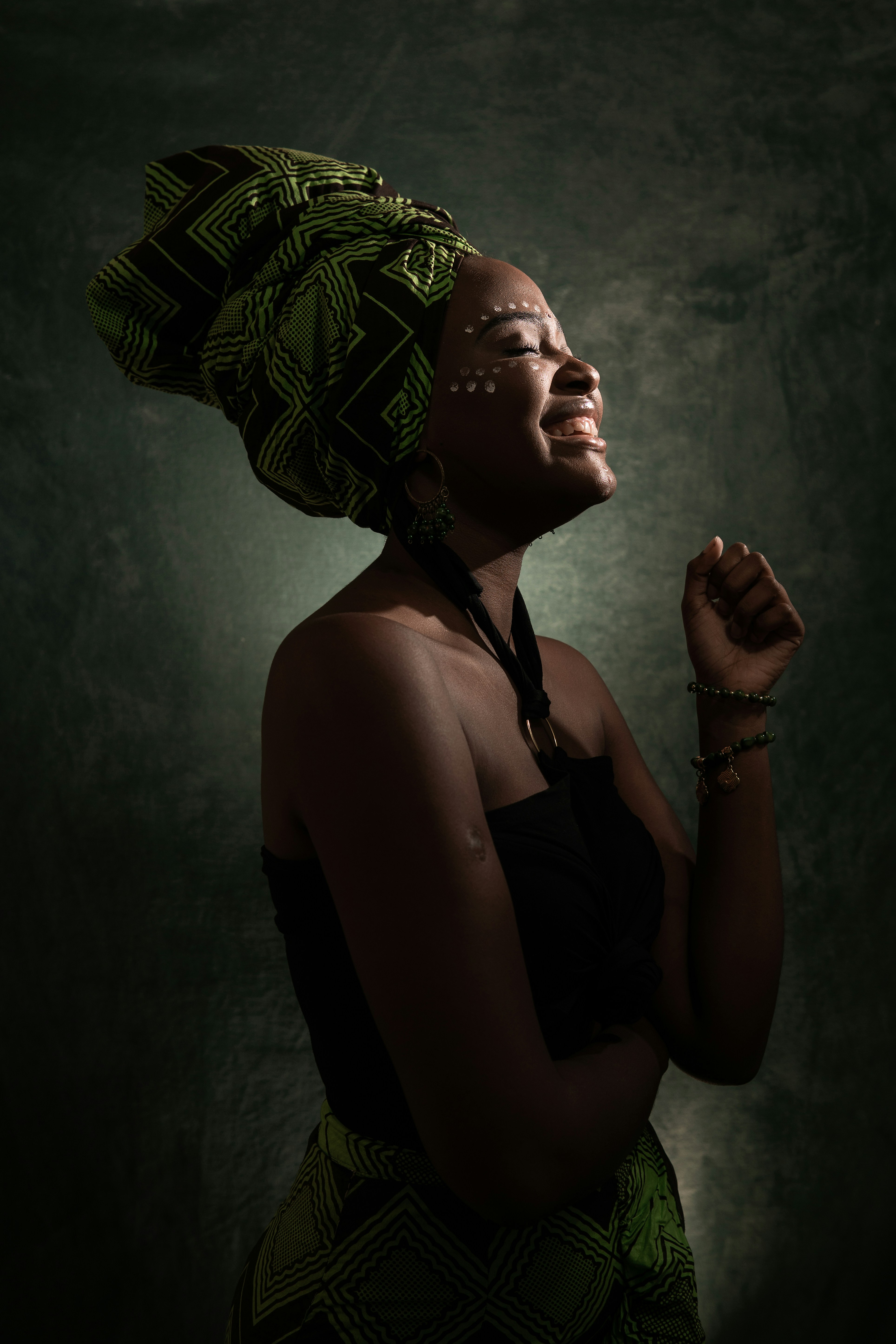 350+ African Woman Pictures | Download Free Images on Unsplash