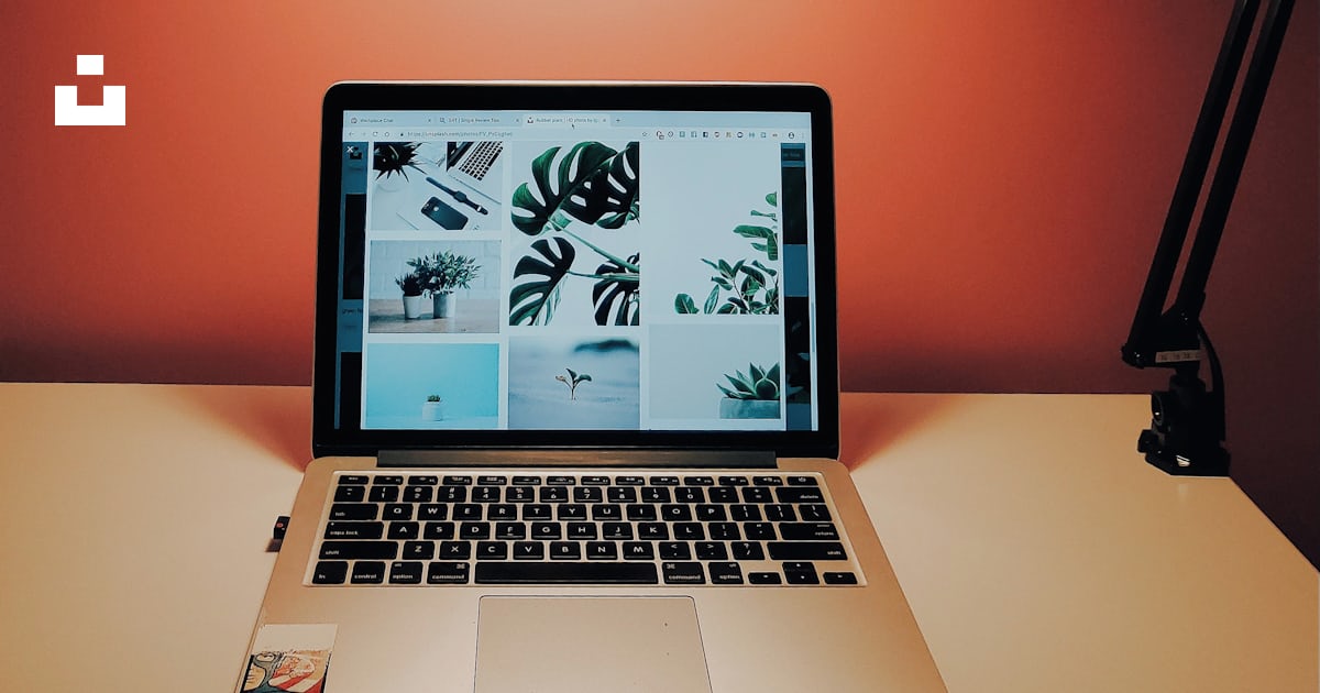 Macbook 프로 사진 Unsplash의 무료 검정 이미지