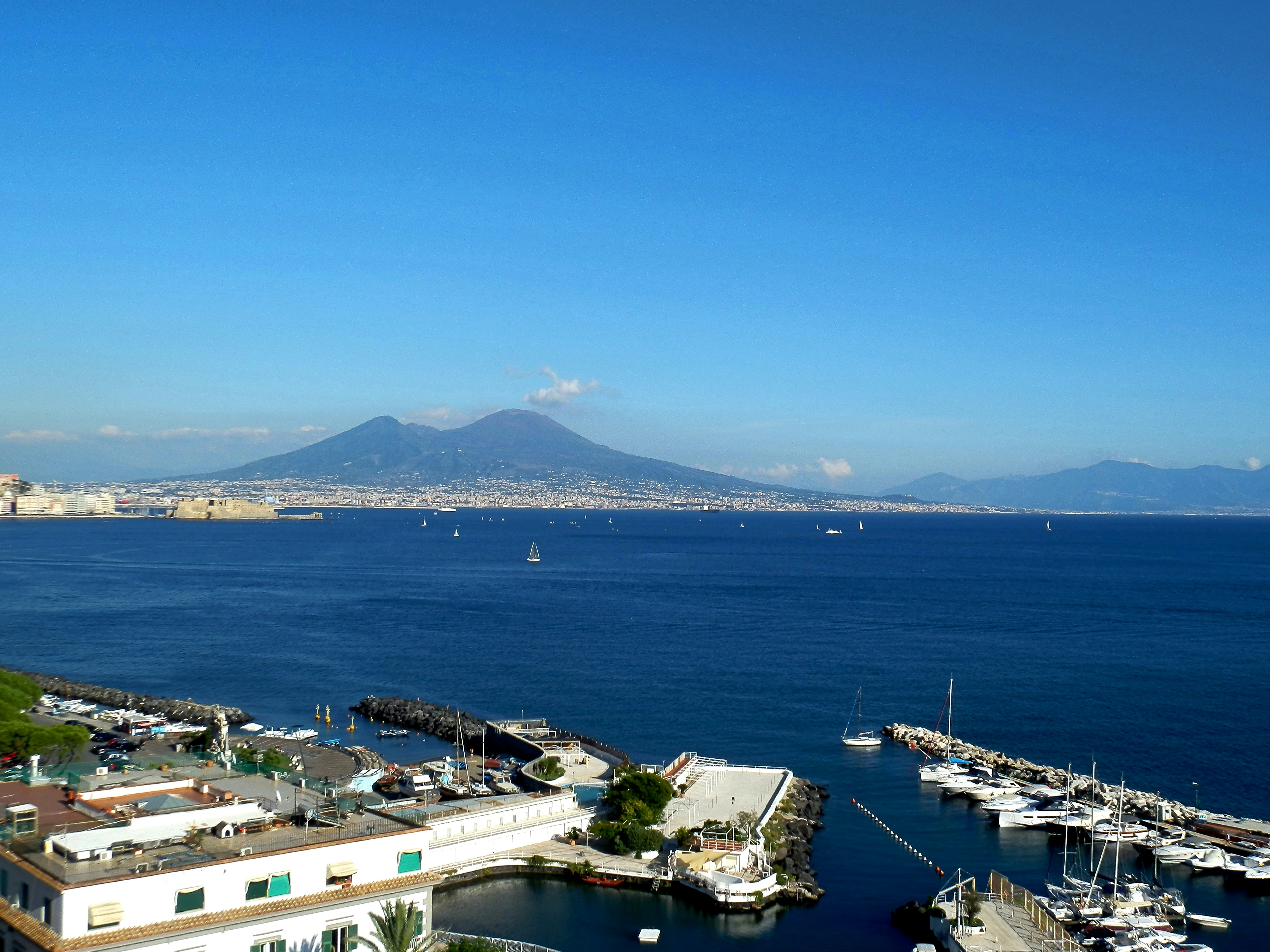 Harbor Harmony Under Vesuvius