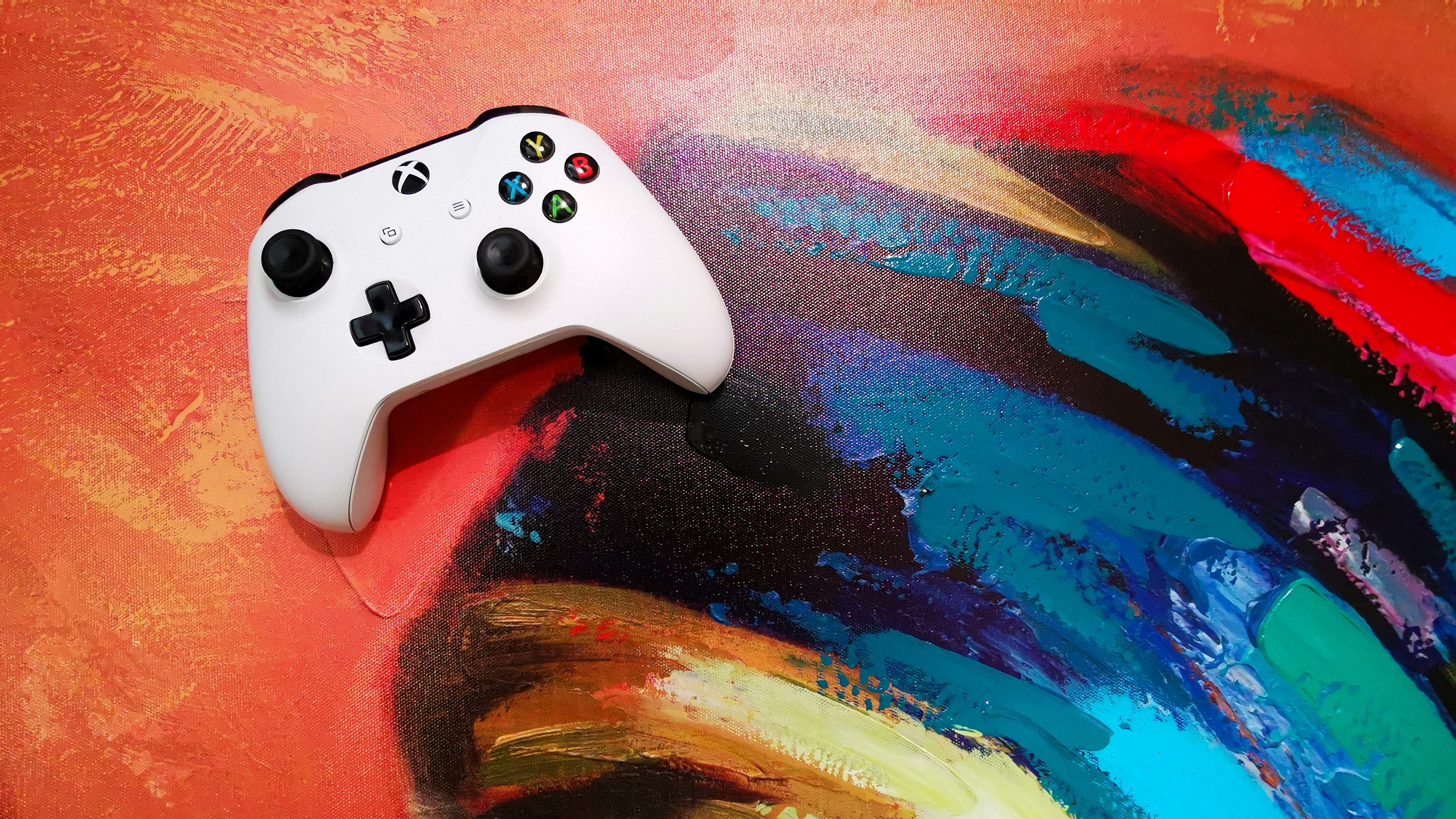 Vibrant Play: Console Meets CanvasFrantzou Fleurine
