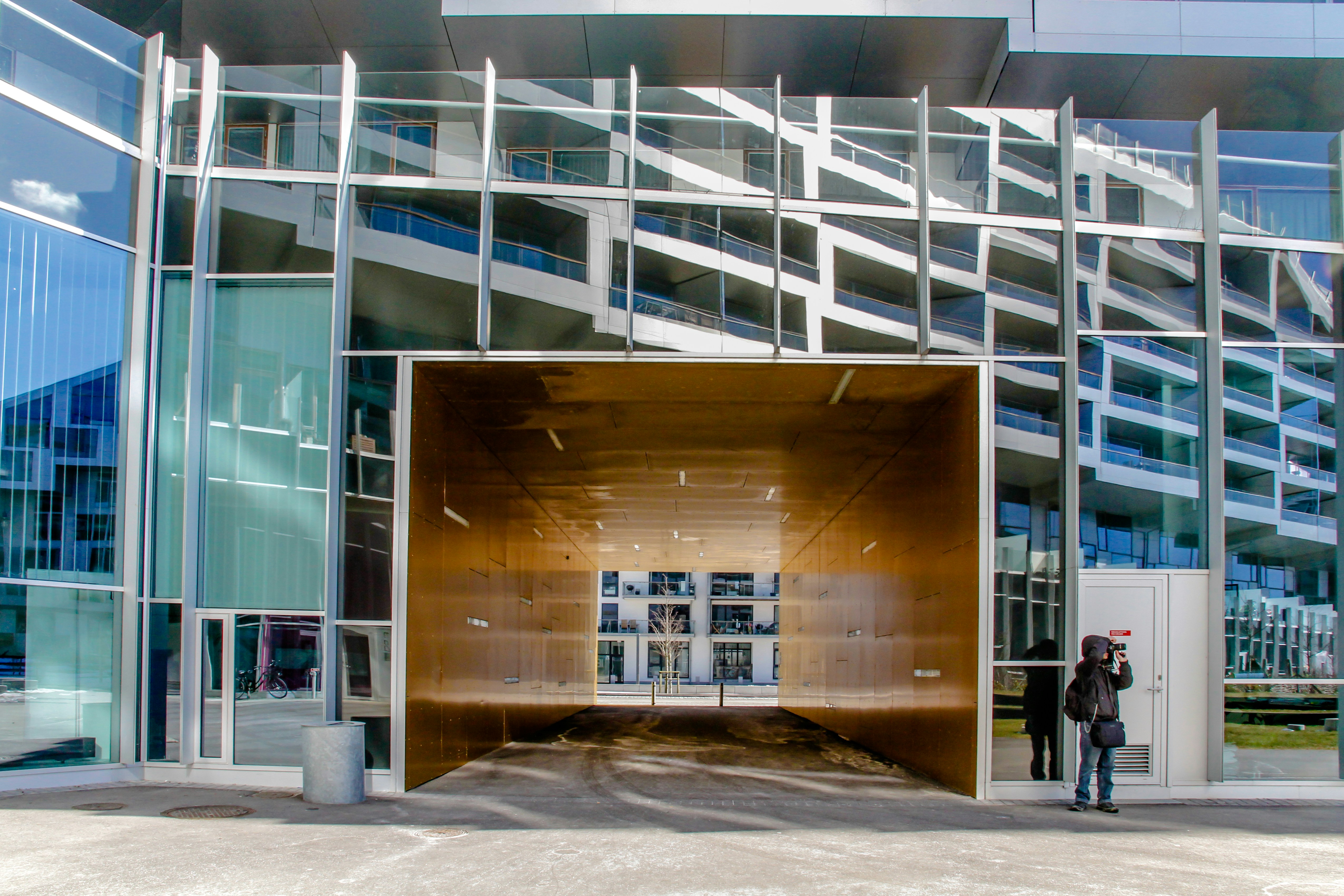 Clear glass structure photo – Free Brown Image on Unsplash