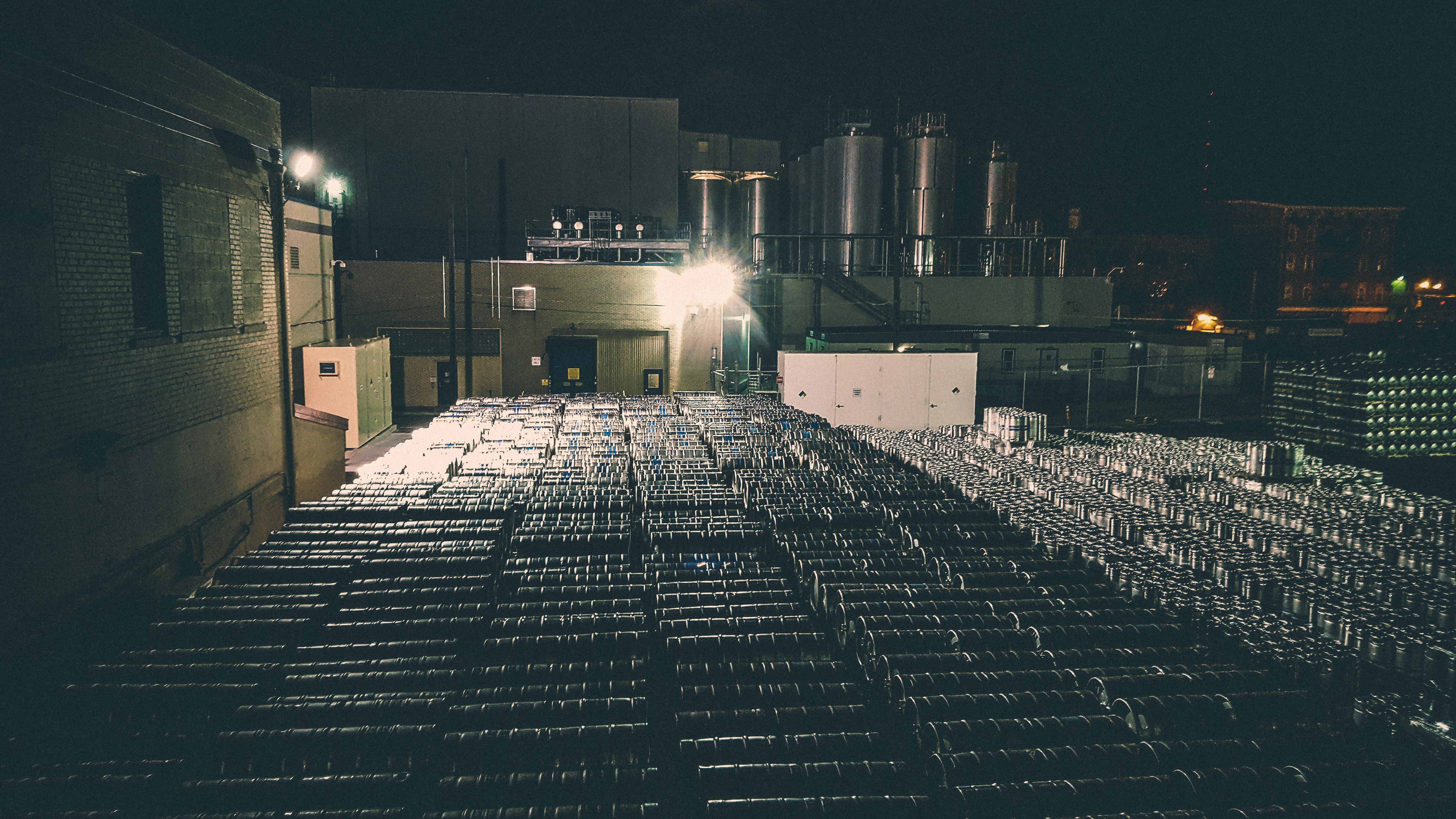 Mass Production Pictures | Download Free Images on Unsplash