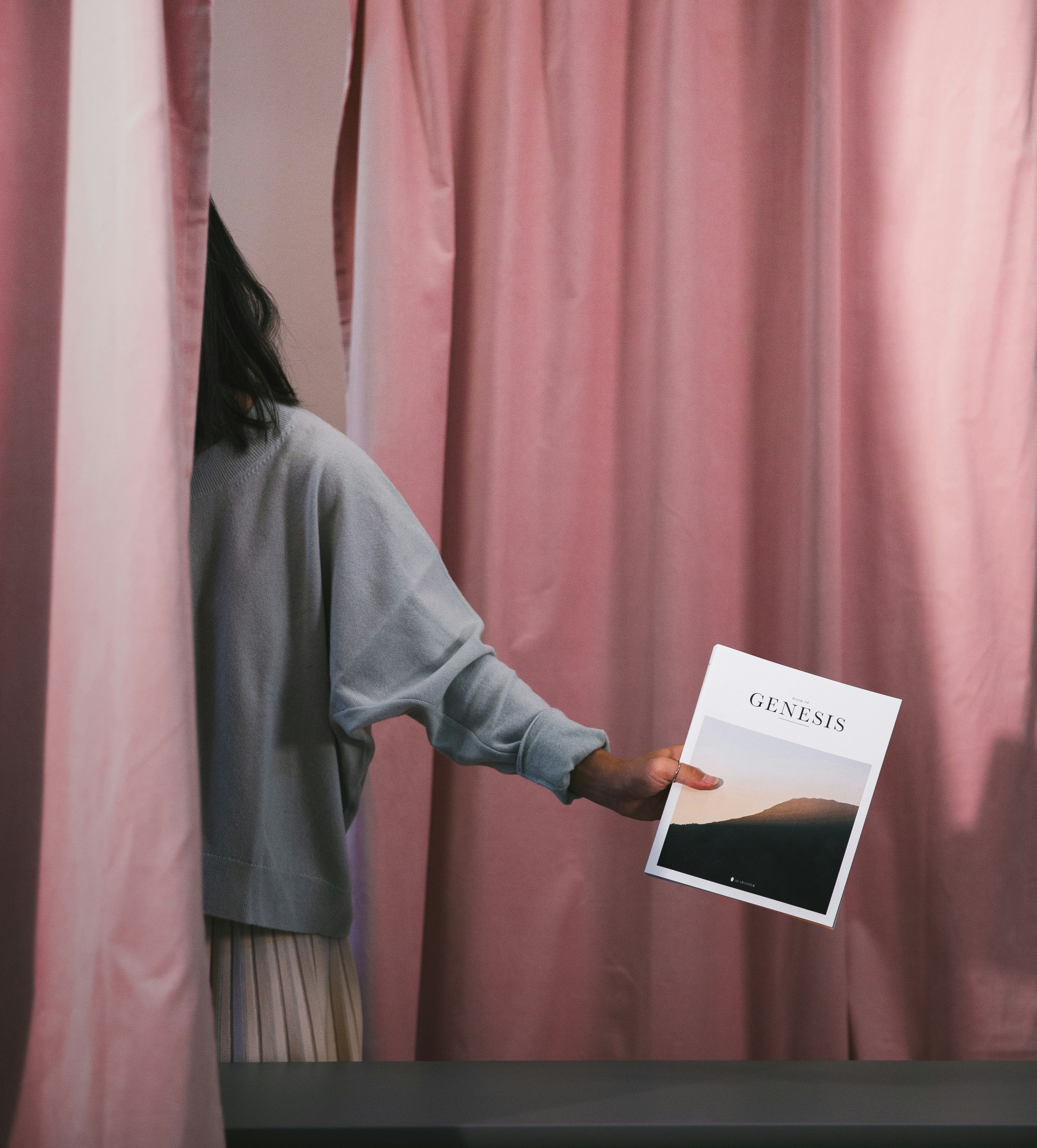 Genesis learning book photo – Free Ca Image on Unsplash