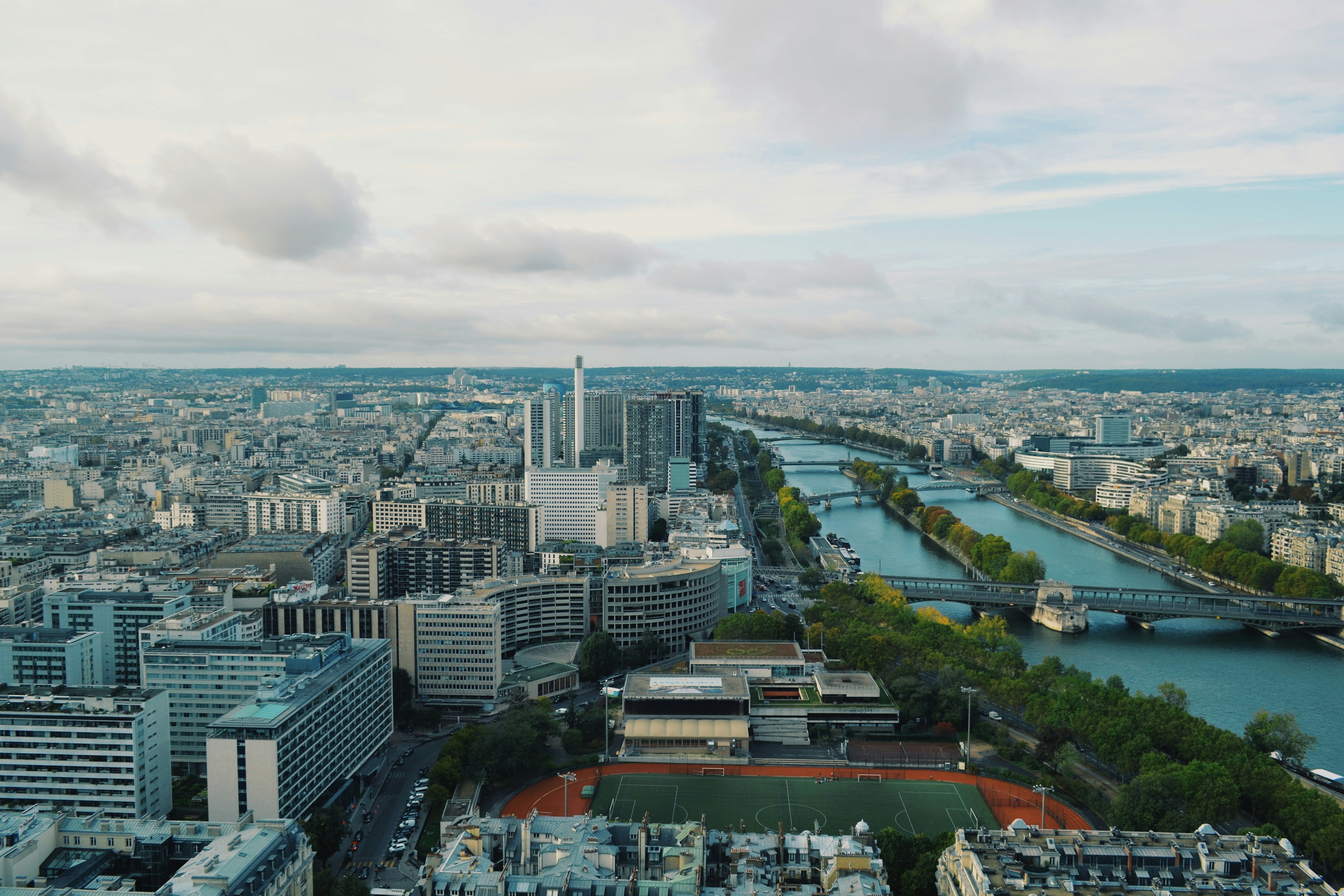 Photographie aérienne des bâtiments de la ville photo – Photo Paris ...