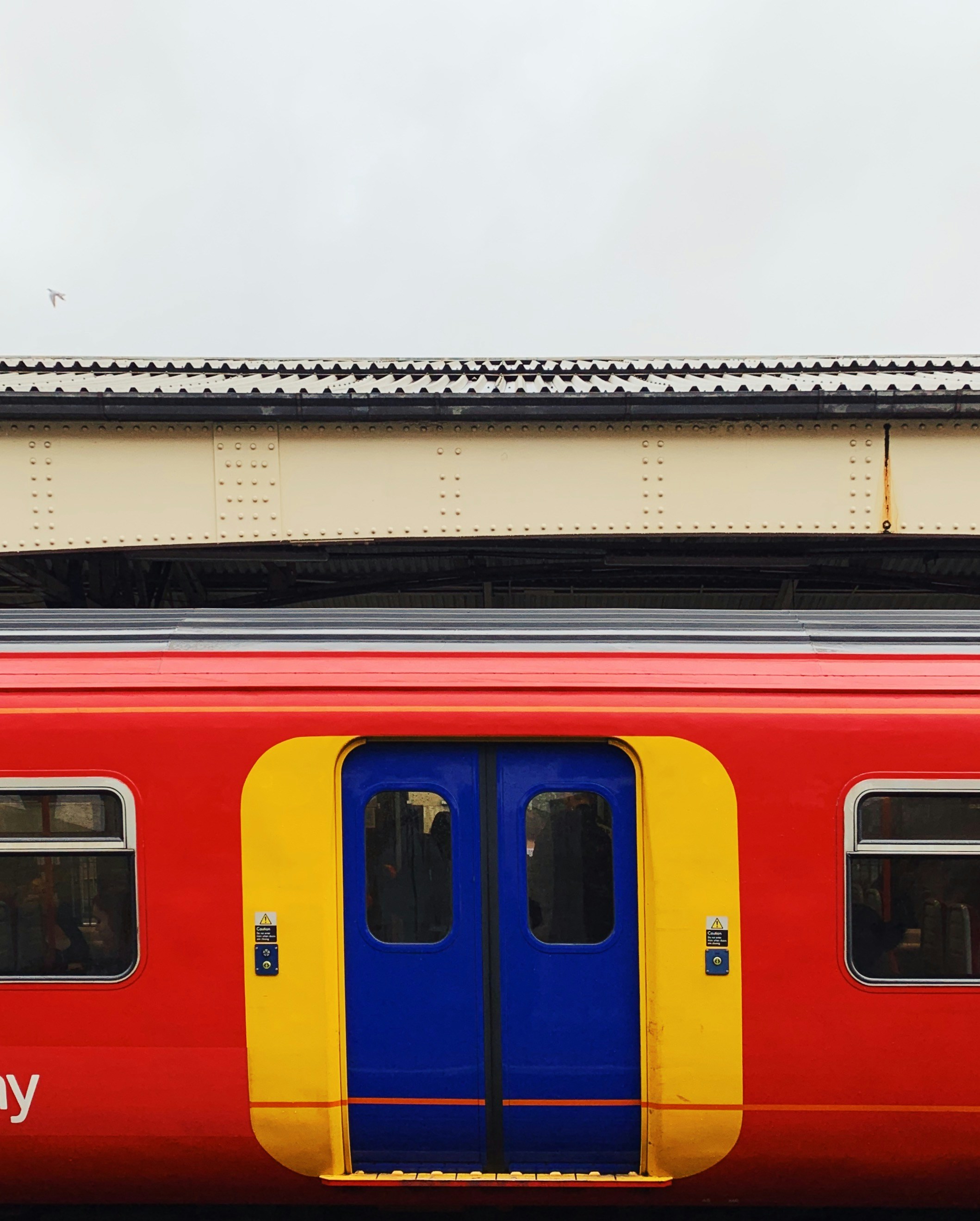 Red and blue train photo – Free Uk Image on Unsplash