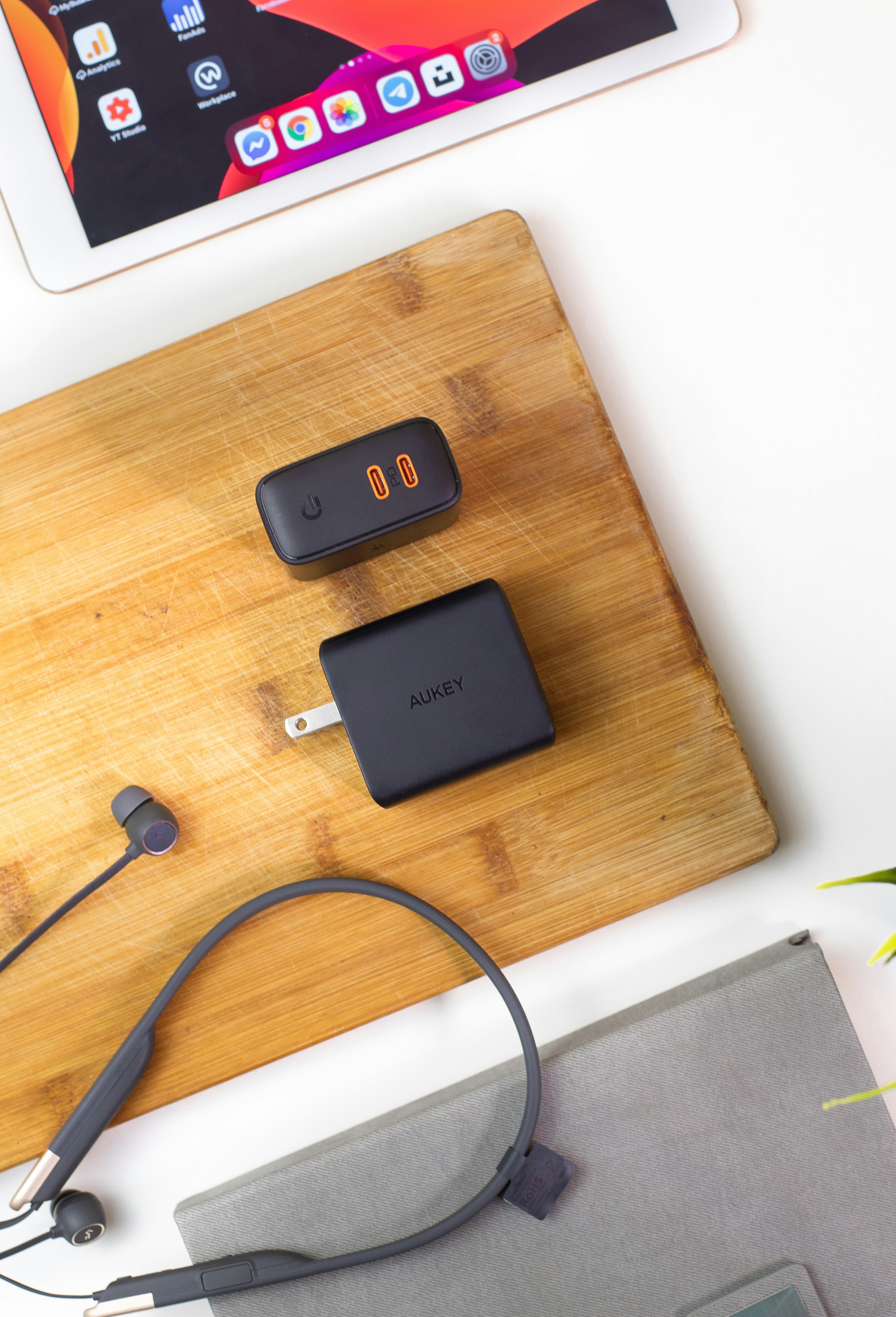 Black digital device with cable photo – Free Brown Image on Unsplash