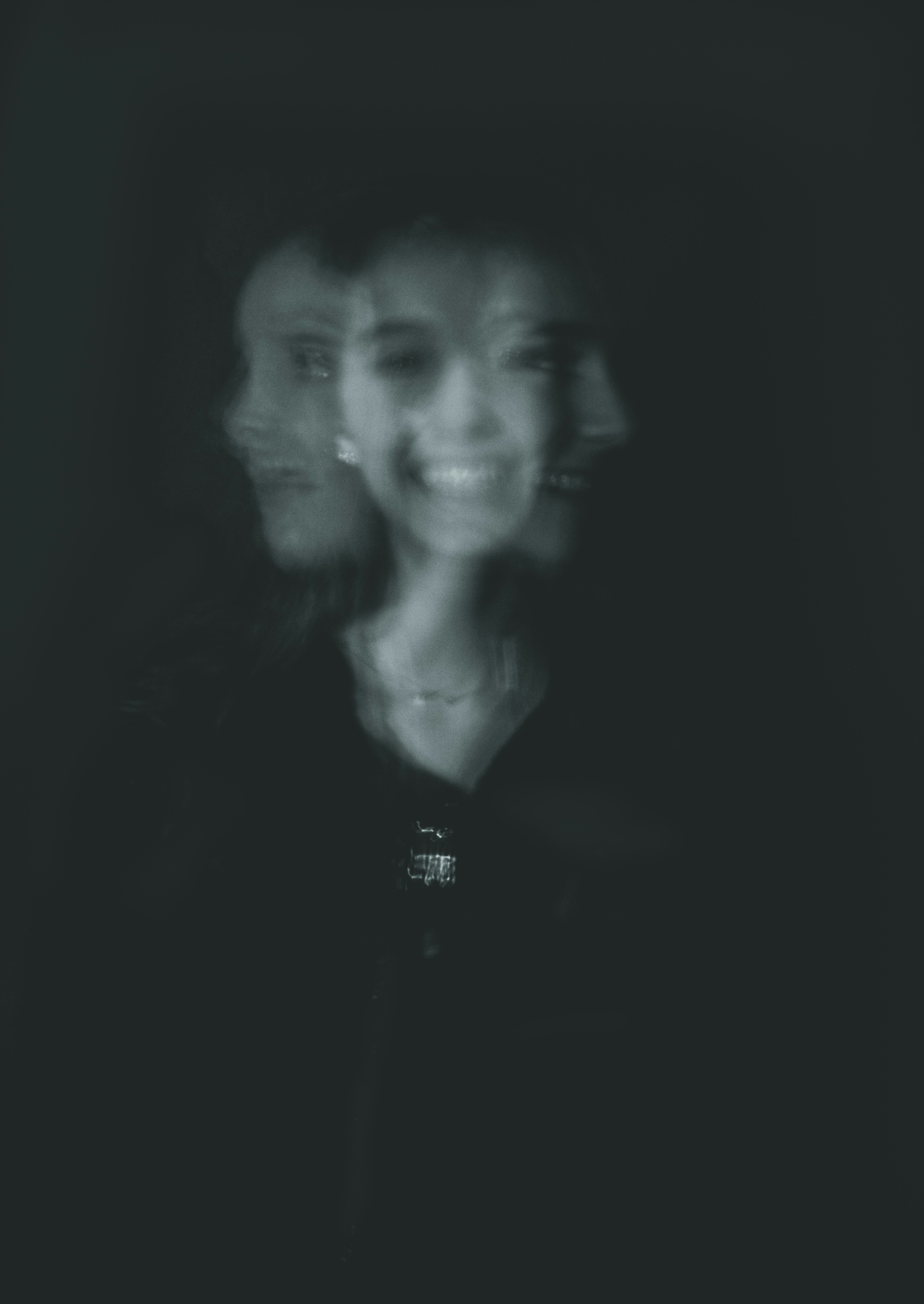 Grayscale photography of woman smiling photo – Free Grey Image on Unsplash