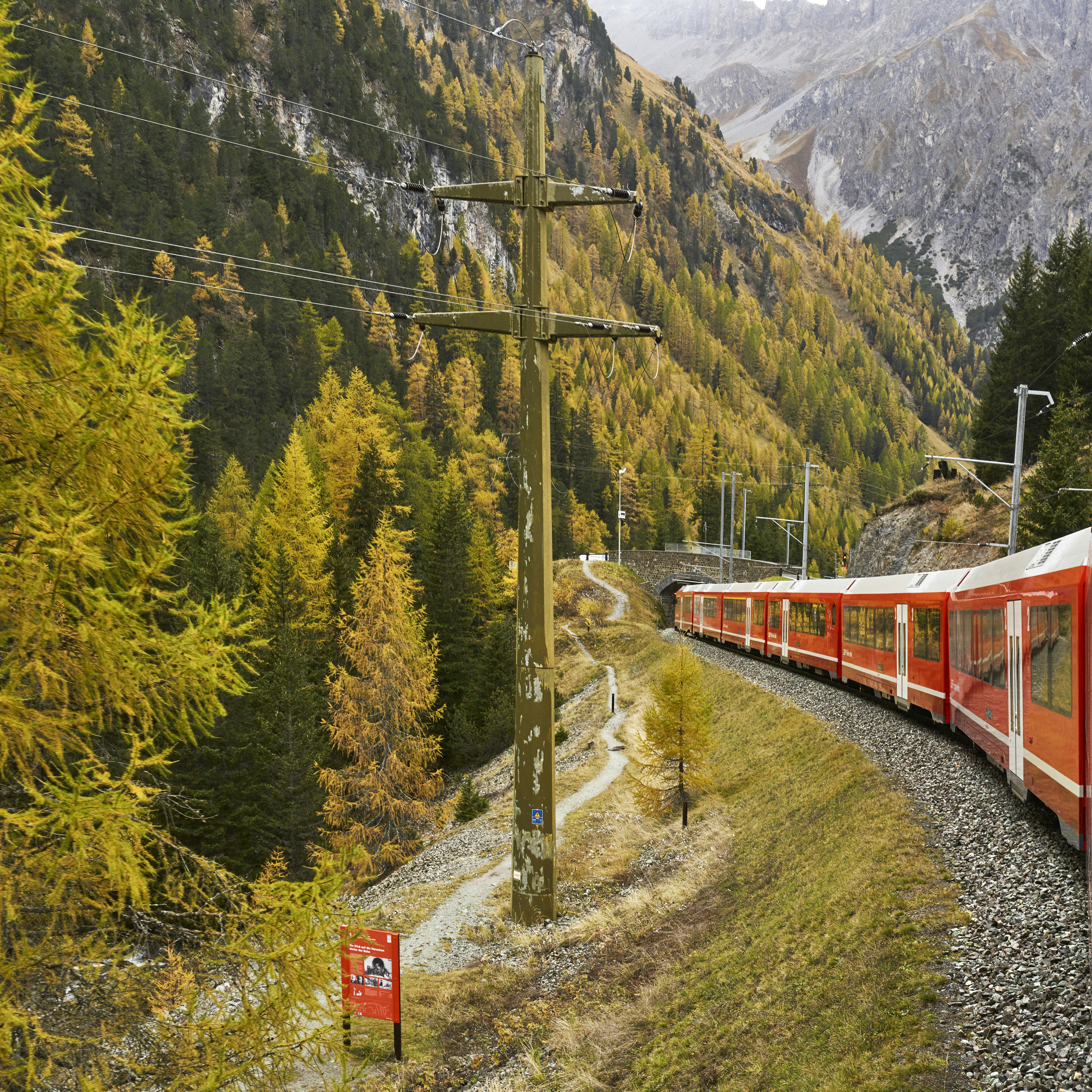 Kohlenstofffrei durch die Schweizer AlpenXavier von Erlach