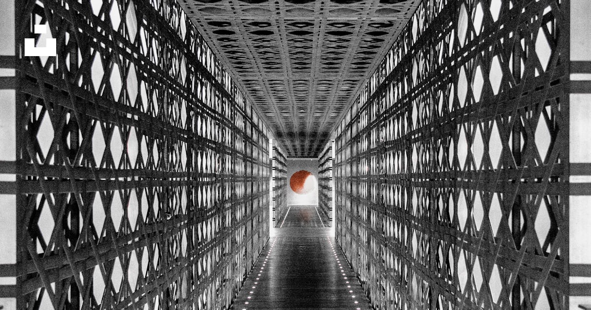 Foto zum Thema Ein Schwarz-Weiß-Foto eines Tunnels – Kostenloses Bild ... Foto zum Thema Ein Schwarz-Weiß-Foto eines Tunnels – Kostenloses Bild ...