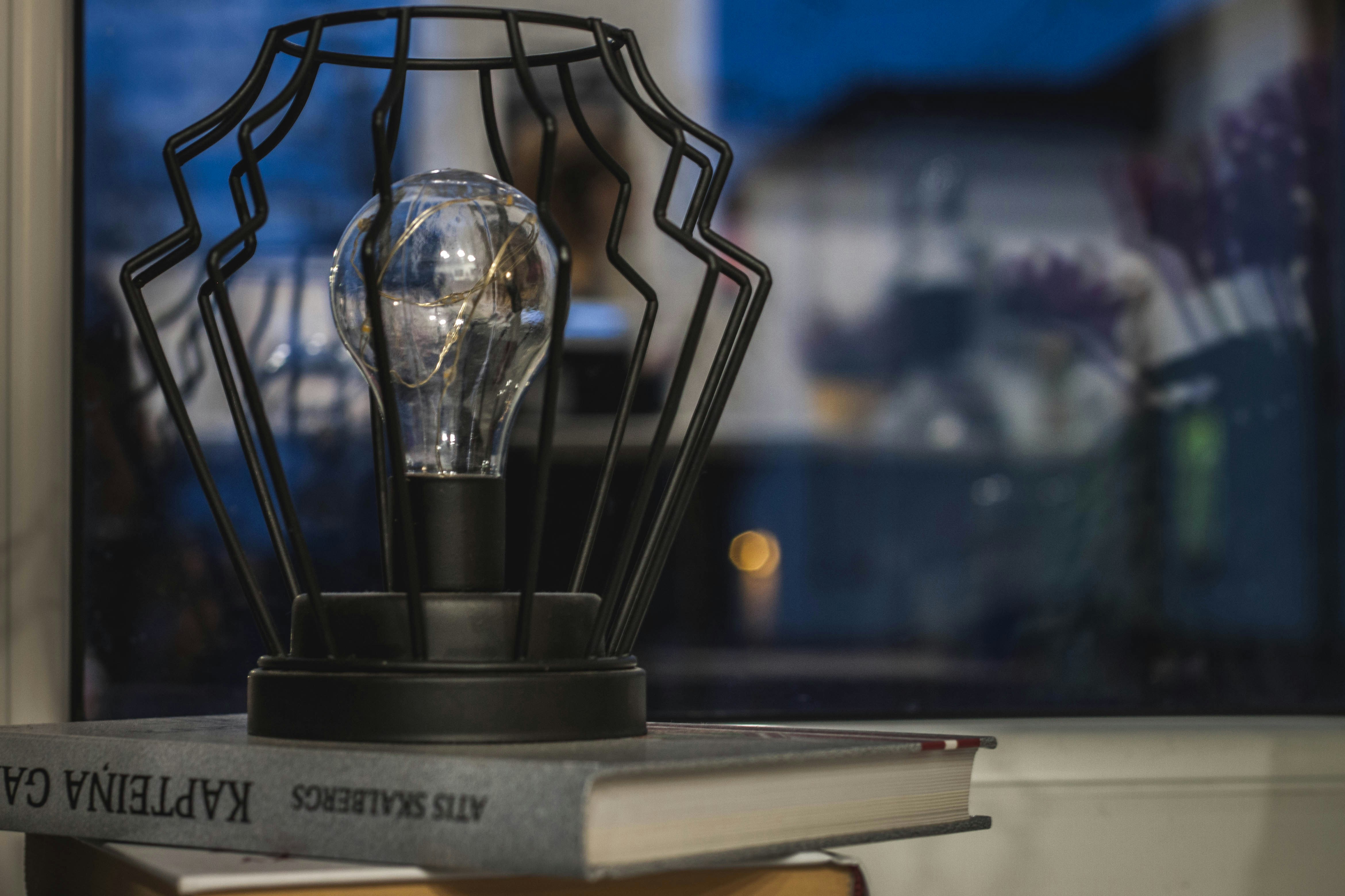 Black framed light bulb photo – Free Light Image on Unsplash