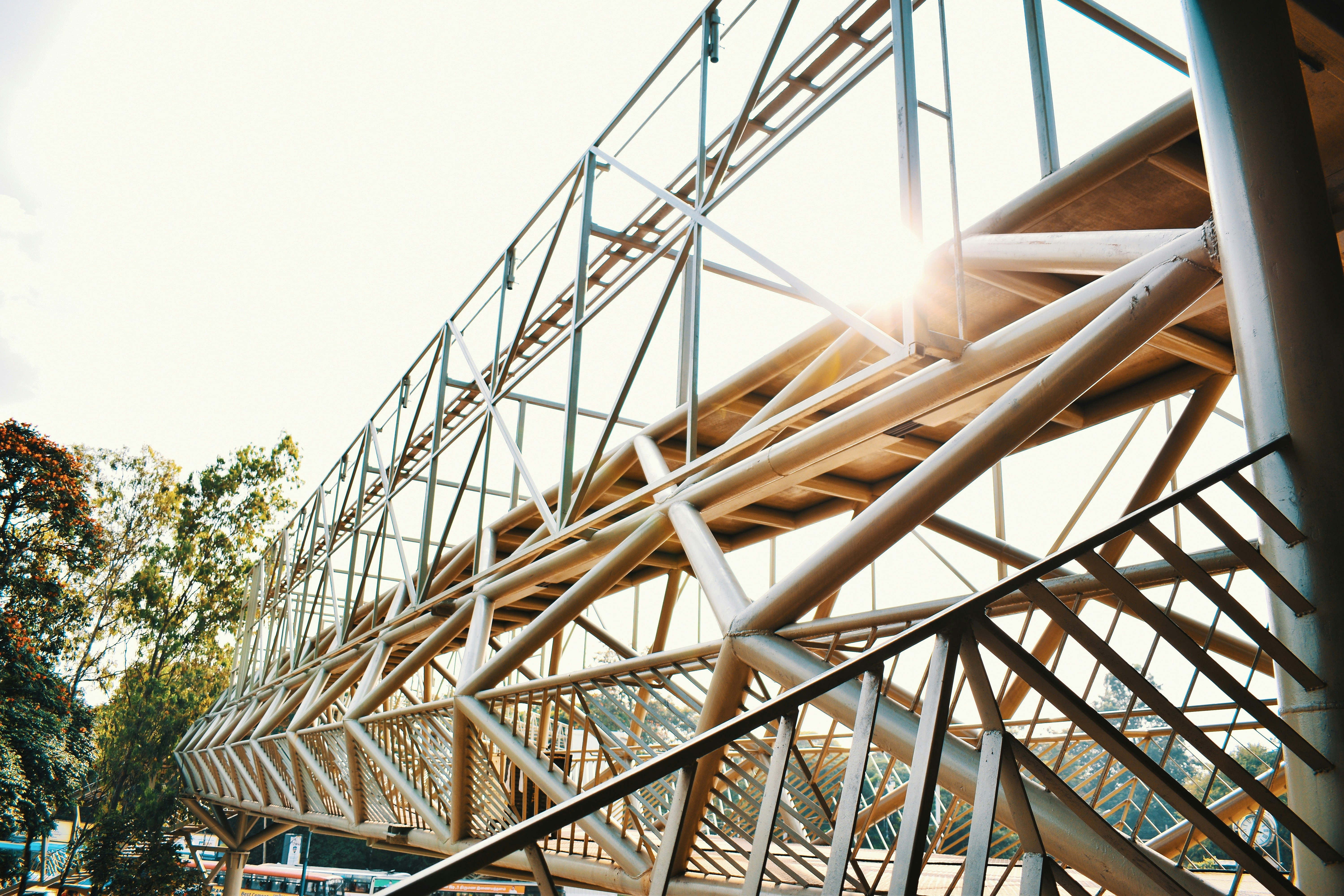 Sunlit Crisscross: Geometry and Glow in a Steel Footbridge