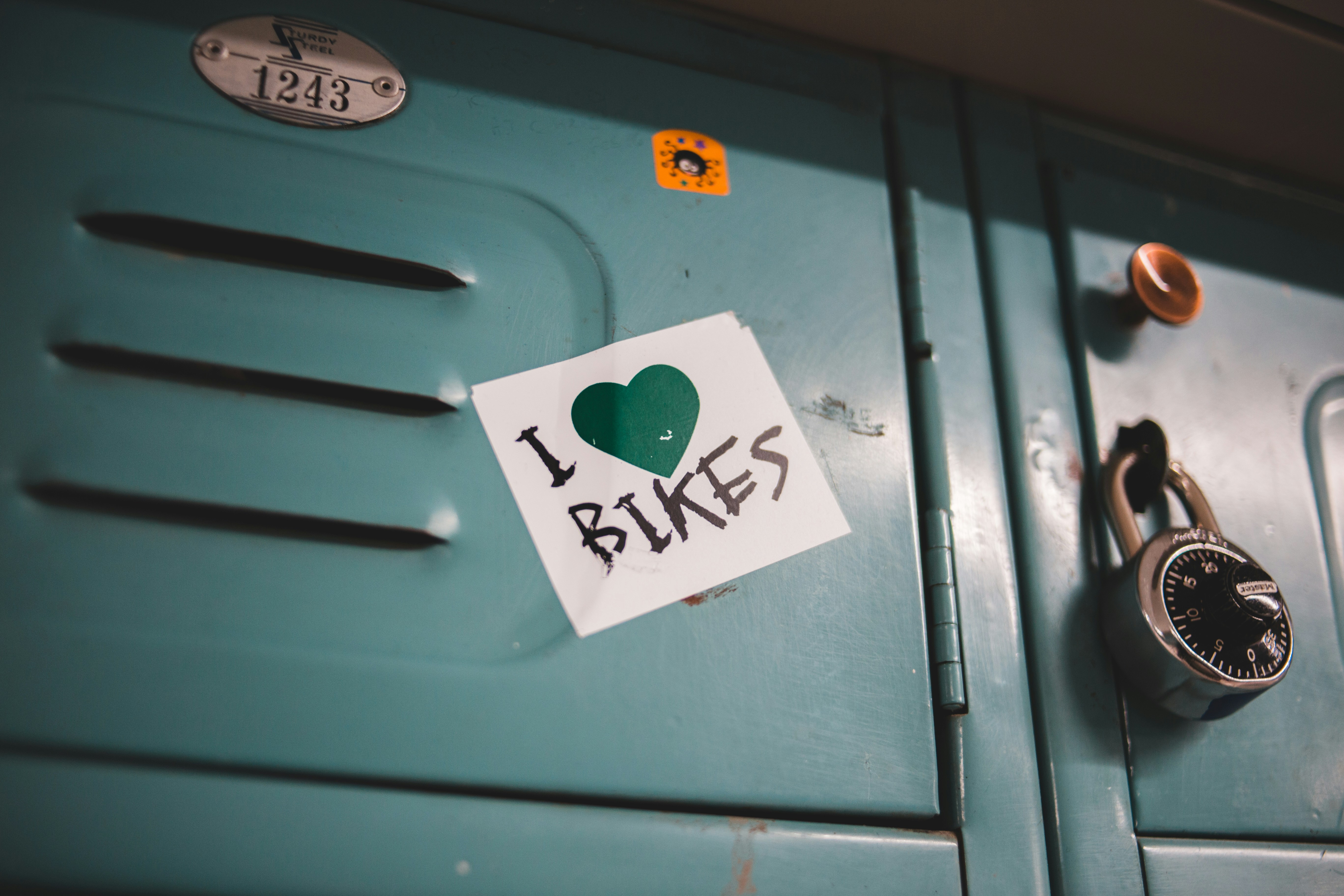 Blue locker photo – Free Grey Image on Unsplash
