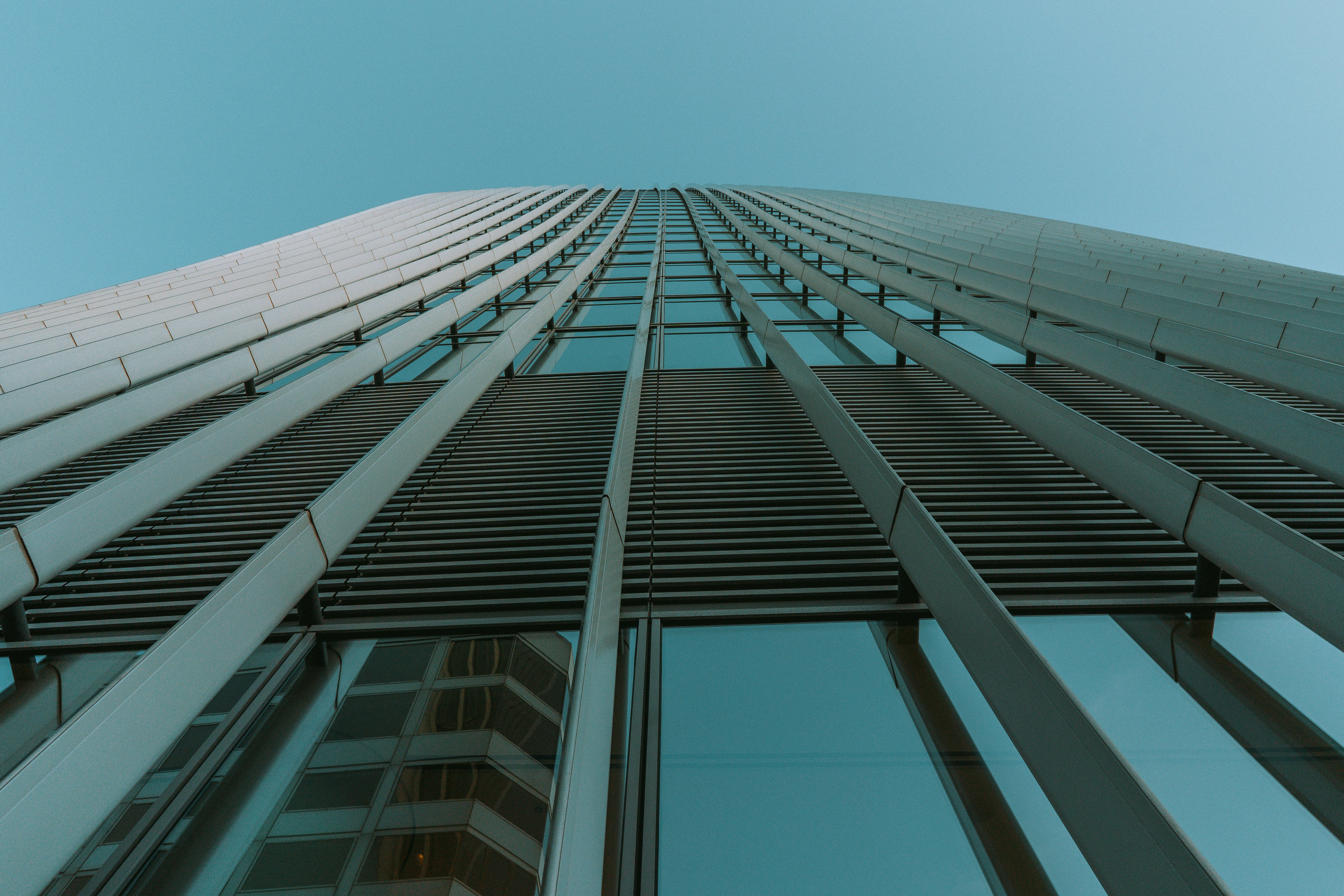 Constantin Hyp (@constantinhyp) | Komunitas Foto Unsplash