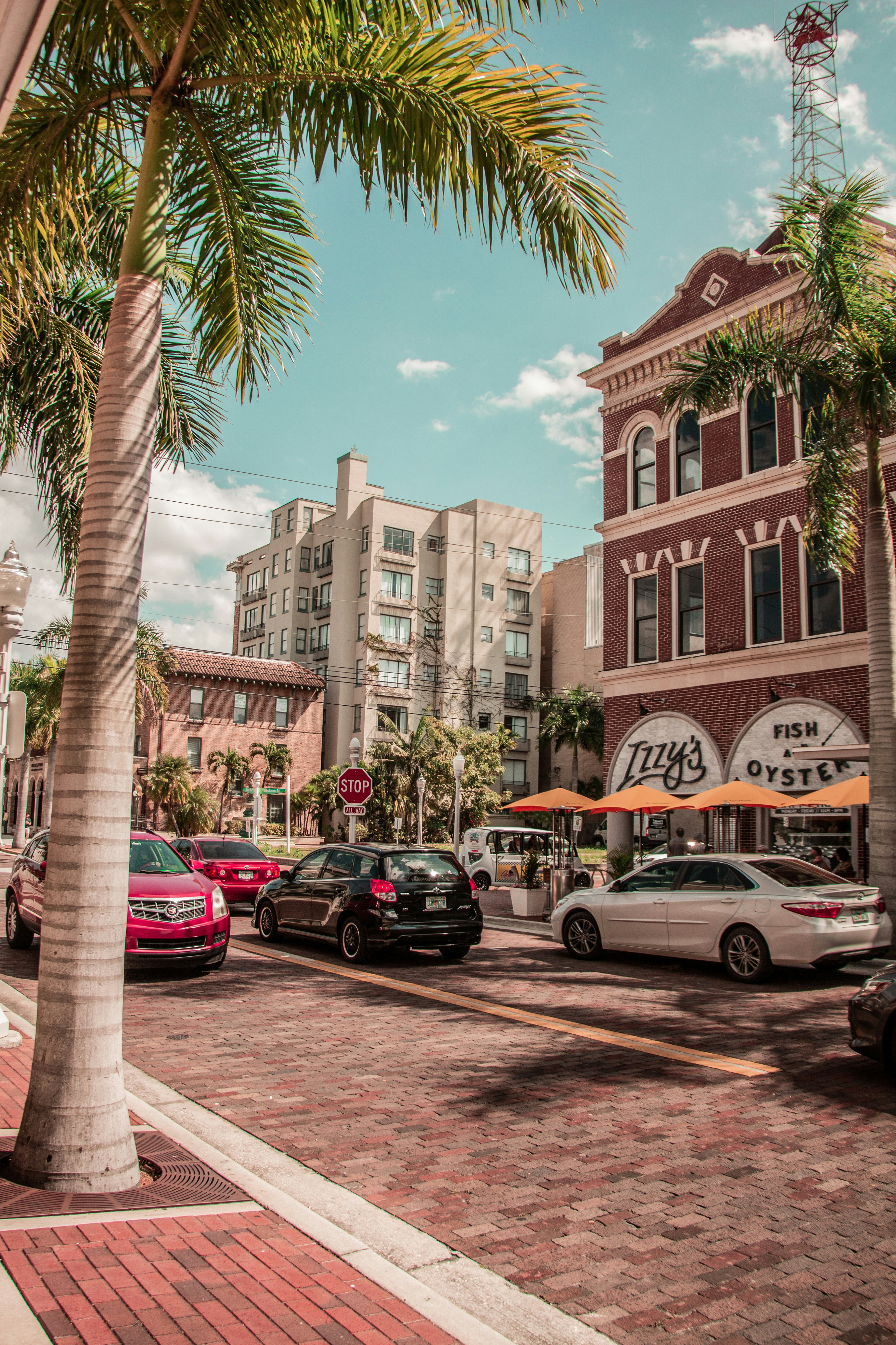 Summer City Pictures | Download Free Images on Unsplash