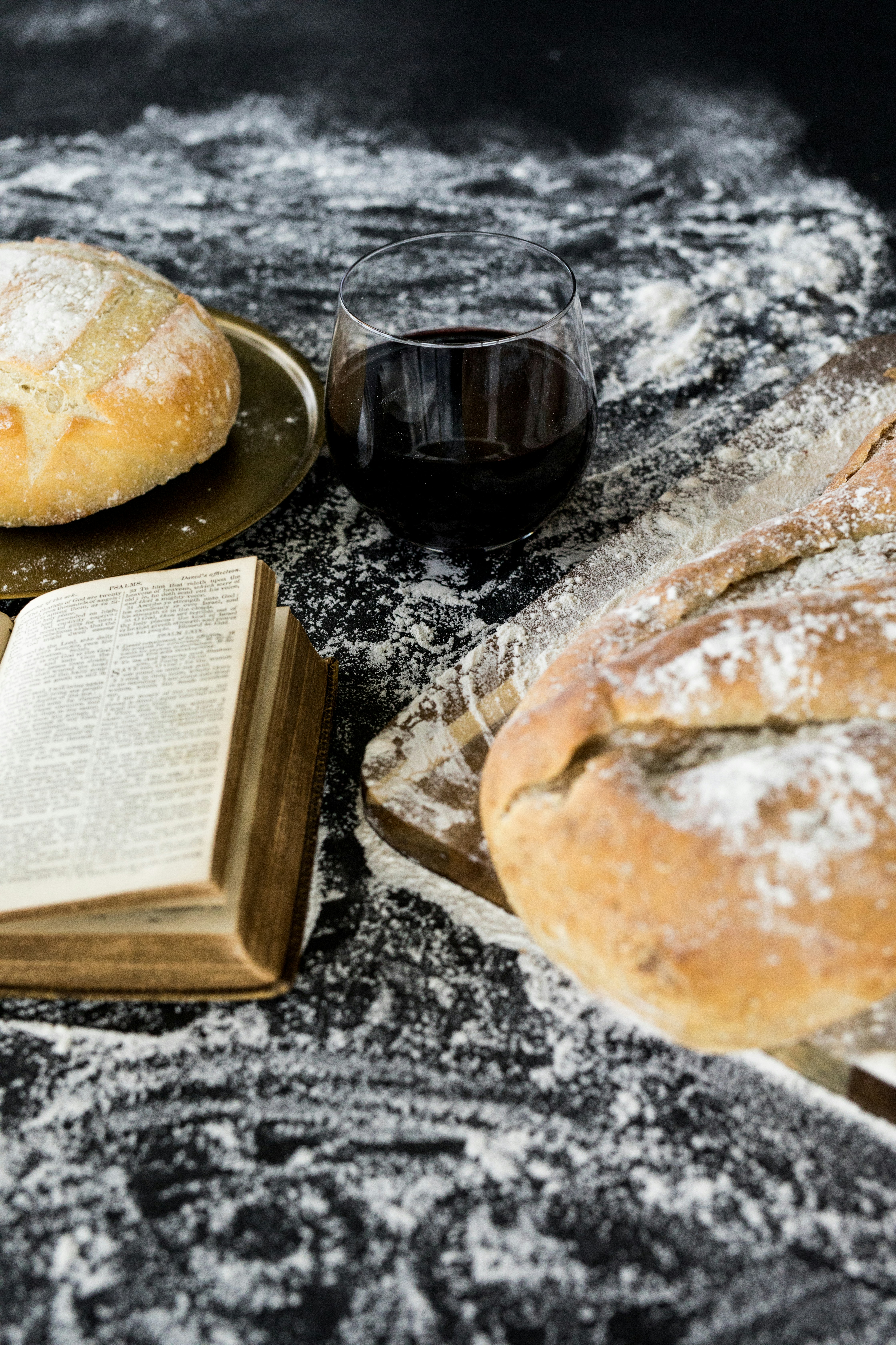 bread with powdered sugar
