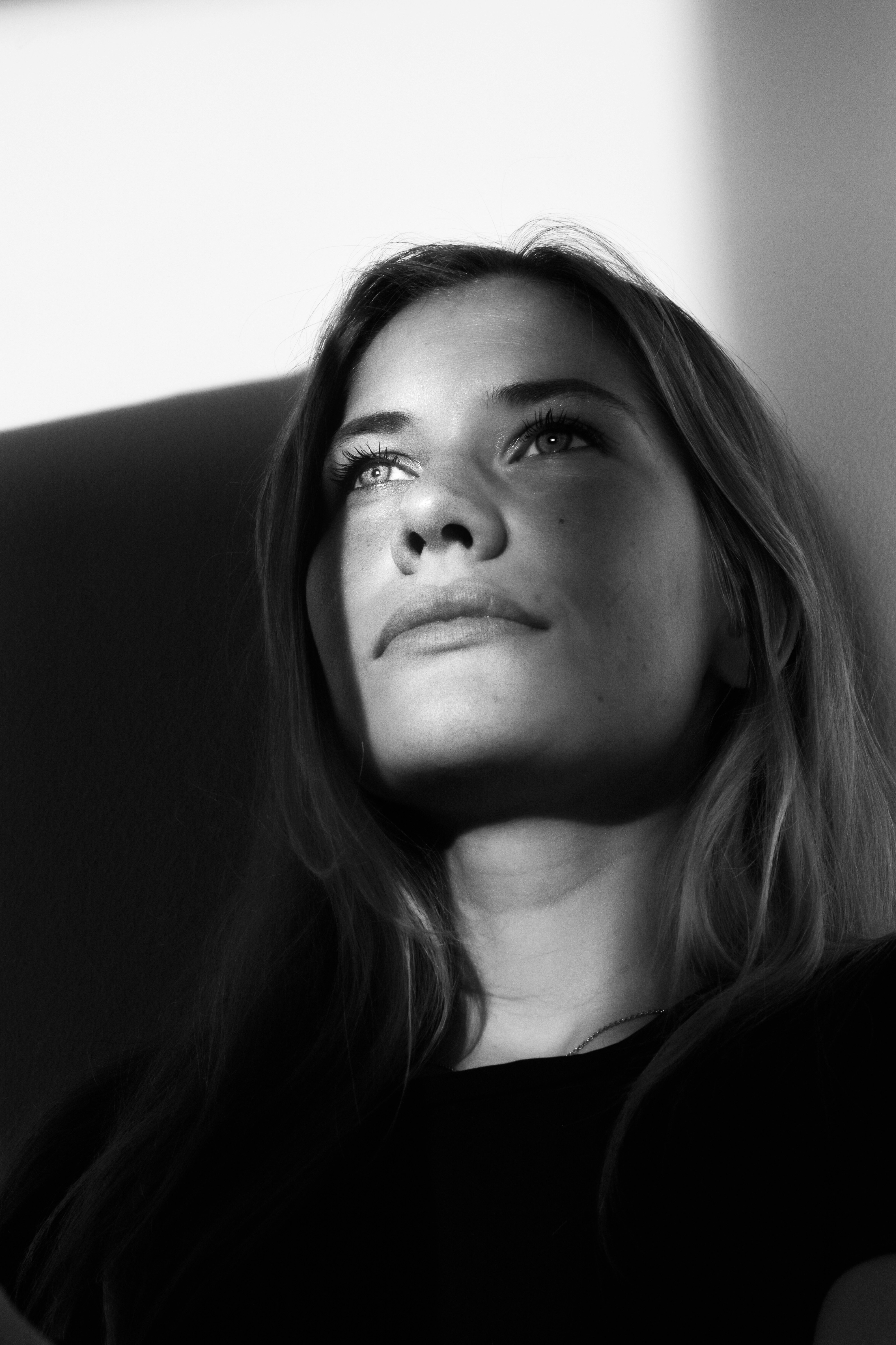 Greyscale photography of woman photo – Free Portrait Image on Unsplash