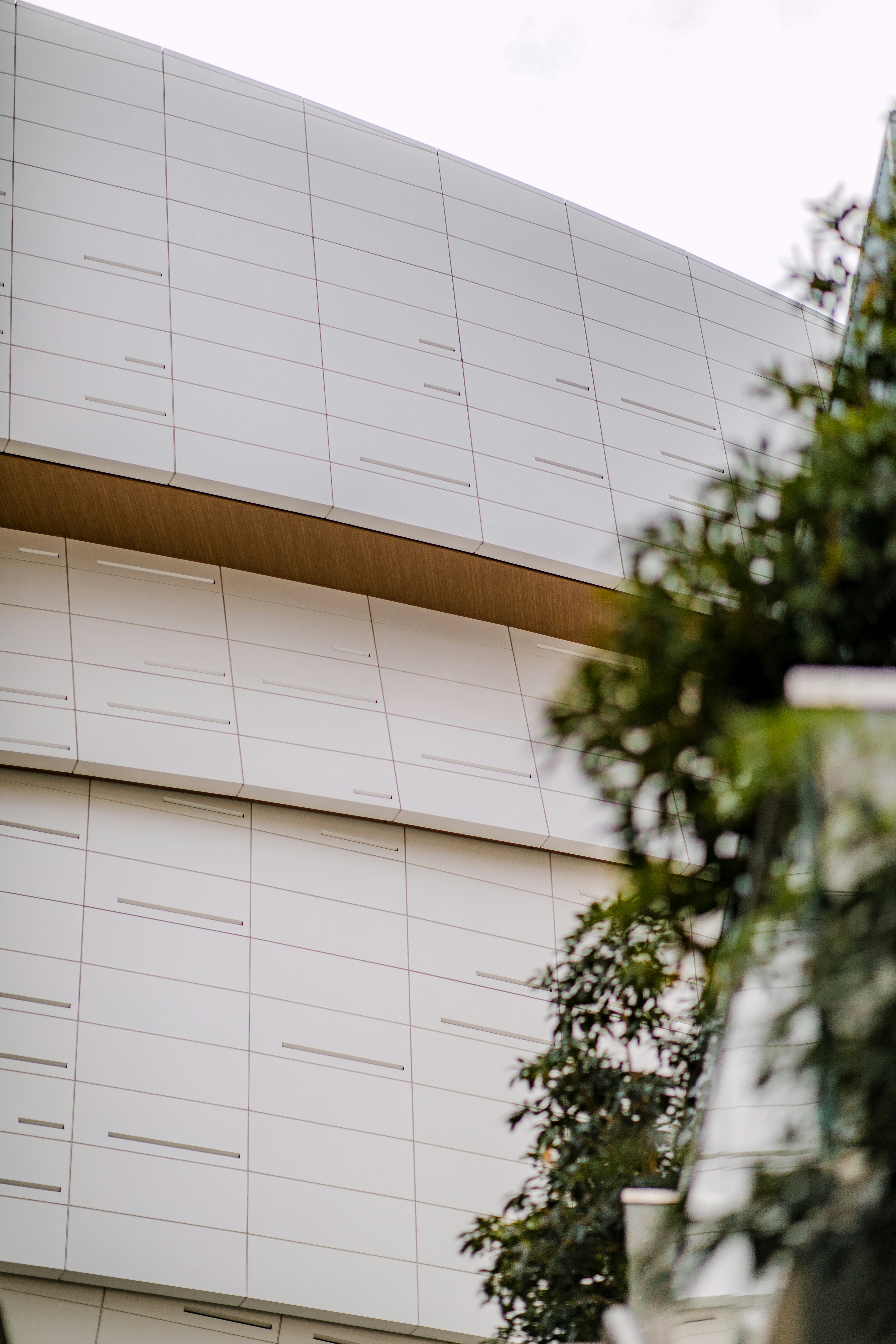 White painted building photo – Free Brown Image on Unsplash