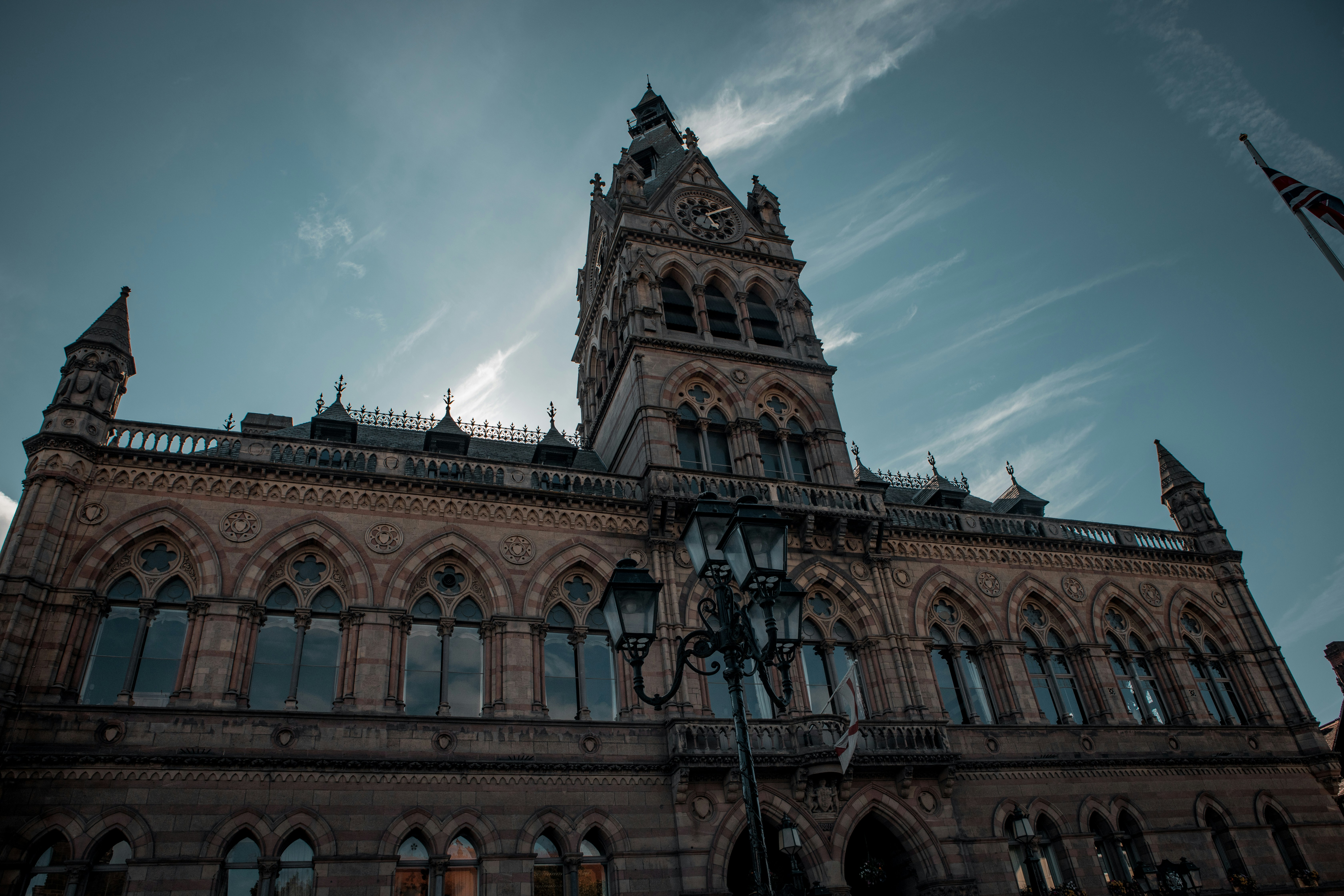 The Cathedral in Chester (Wales). A beautiful cathedral wire, which is also beautiful from the inside.  | gray castle