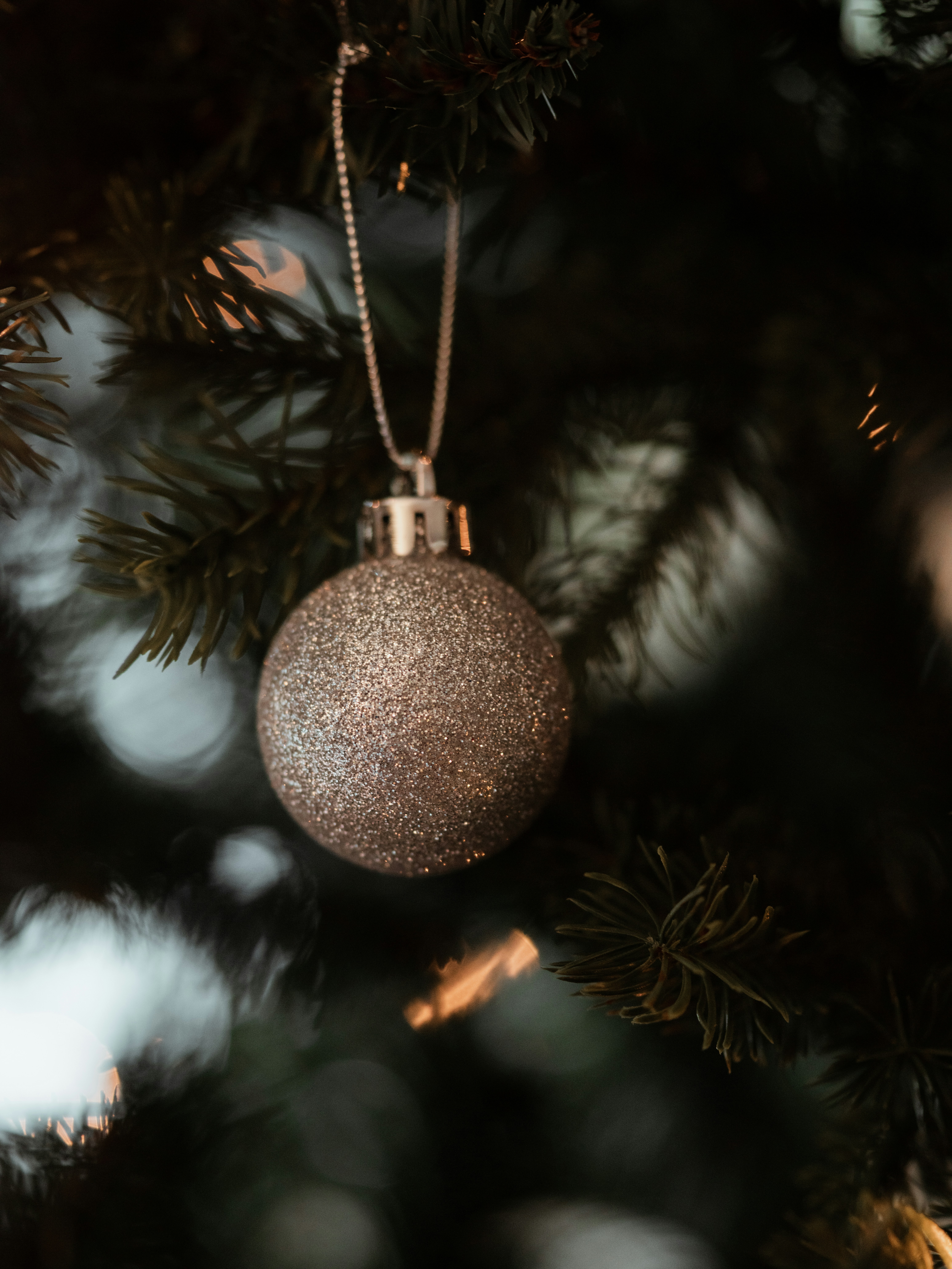 Single bauble | silver bauble