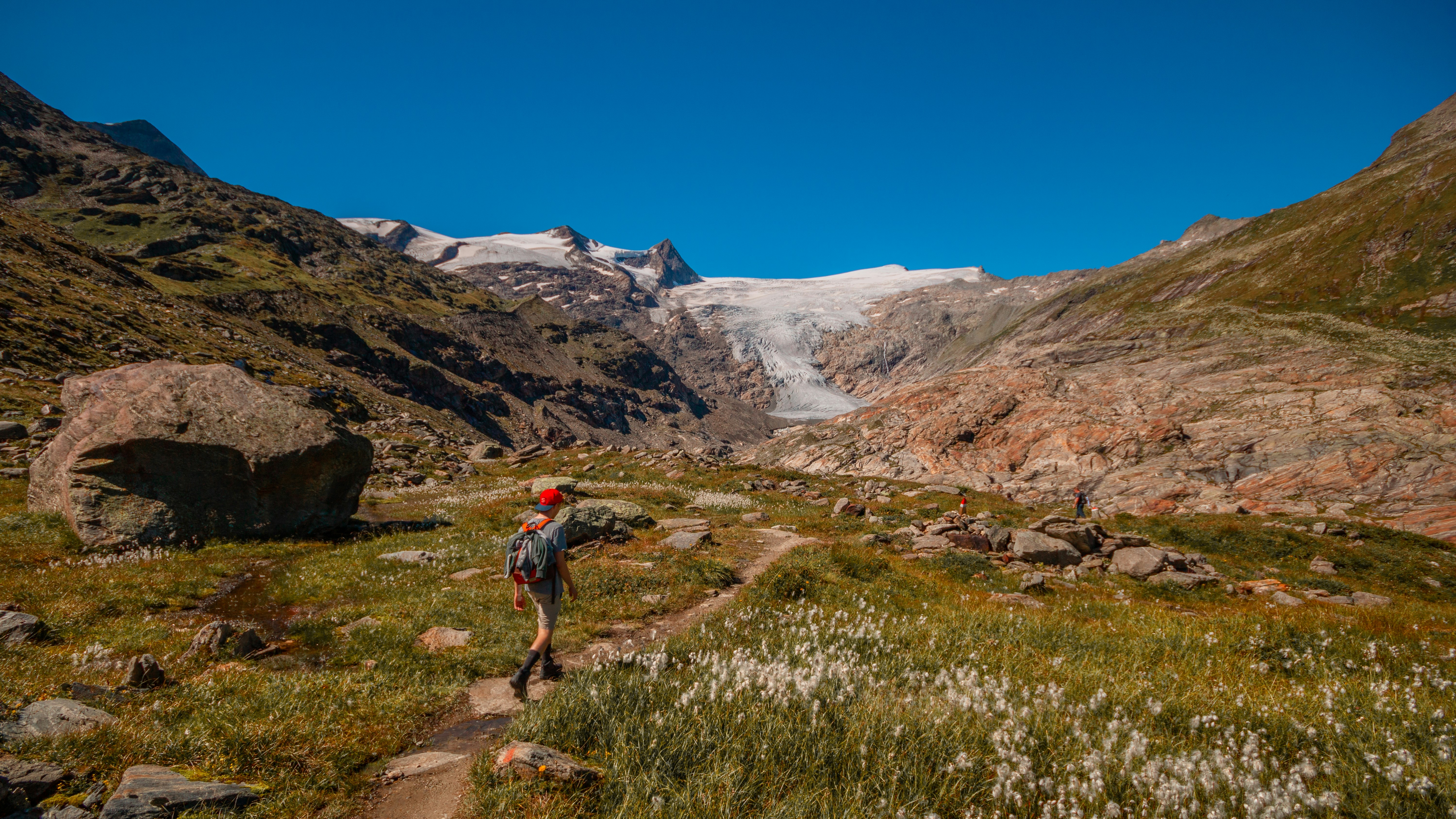 Person walking on pathway photo – Free Outdoors Image on Unsplash