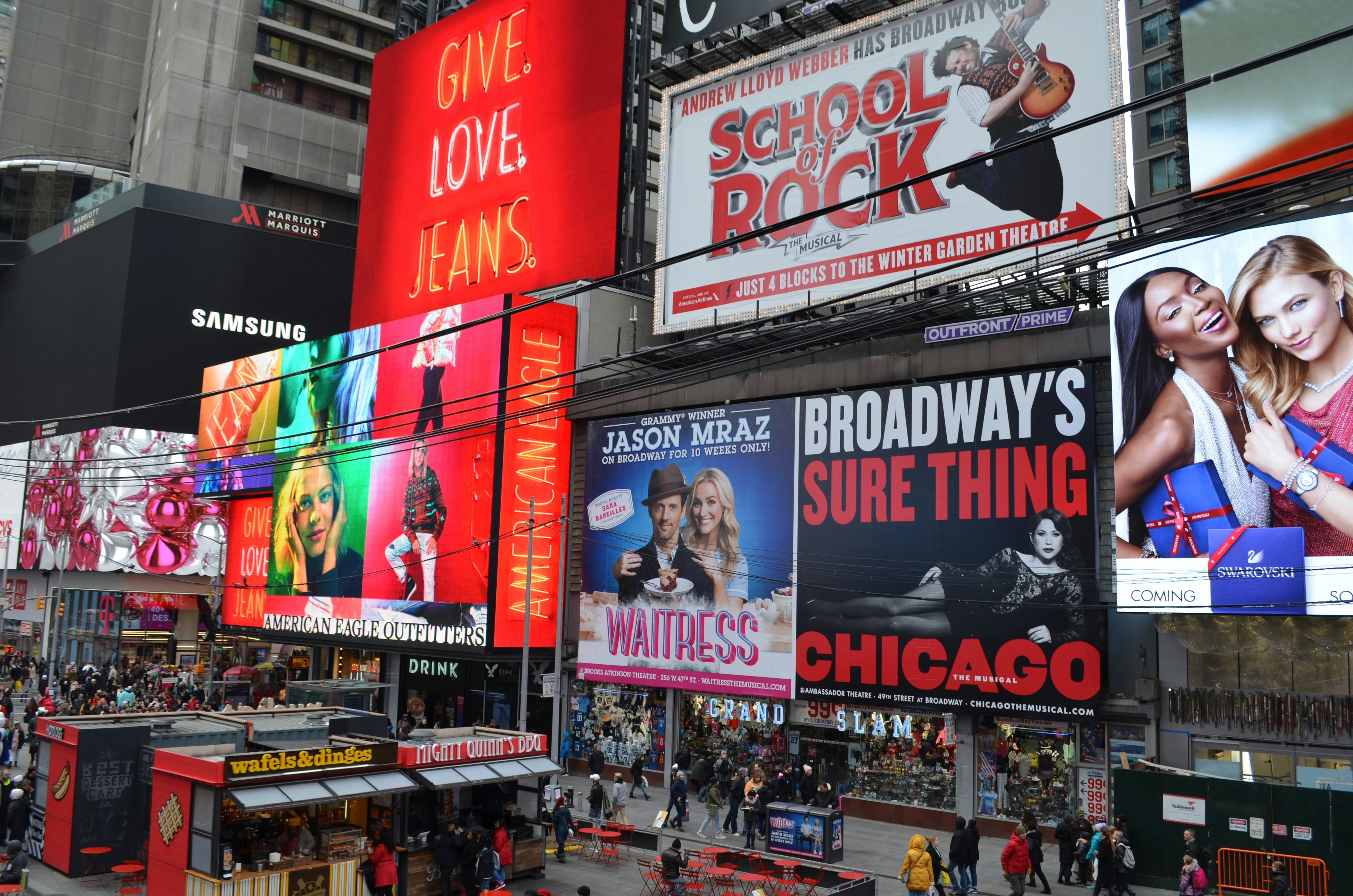 Billboards during daytime photo – Free Downtown Image on Unsplash