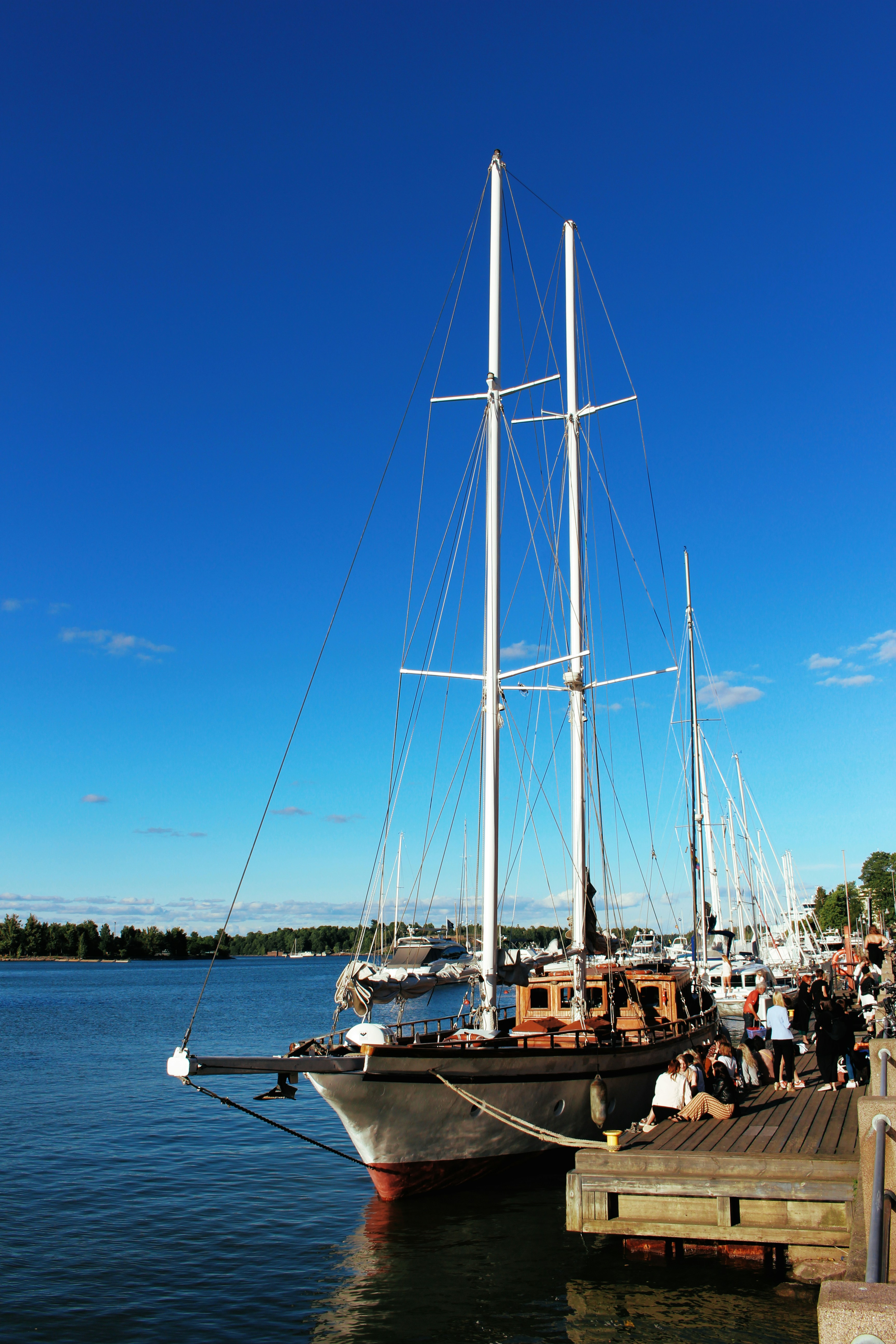 A sunny day in the port of Helsinki 🇫🇮