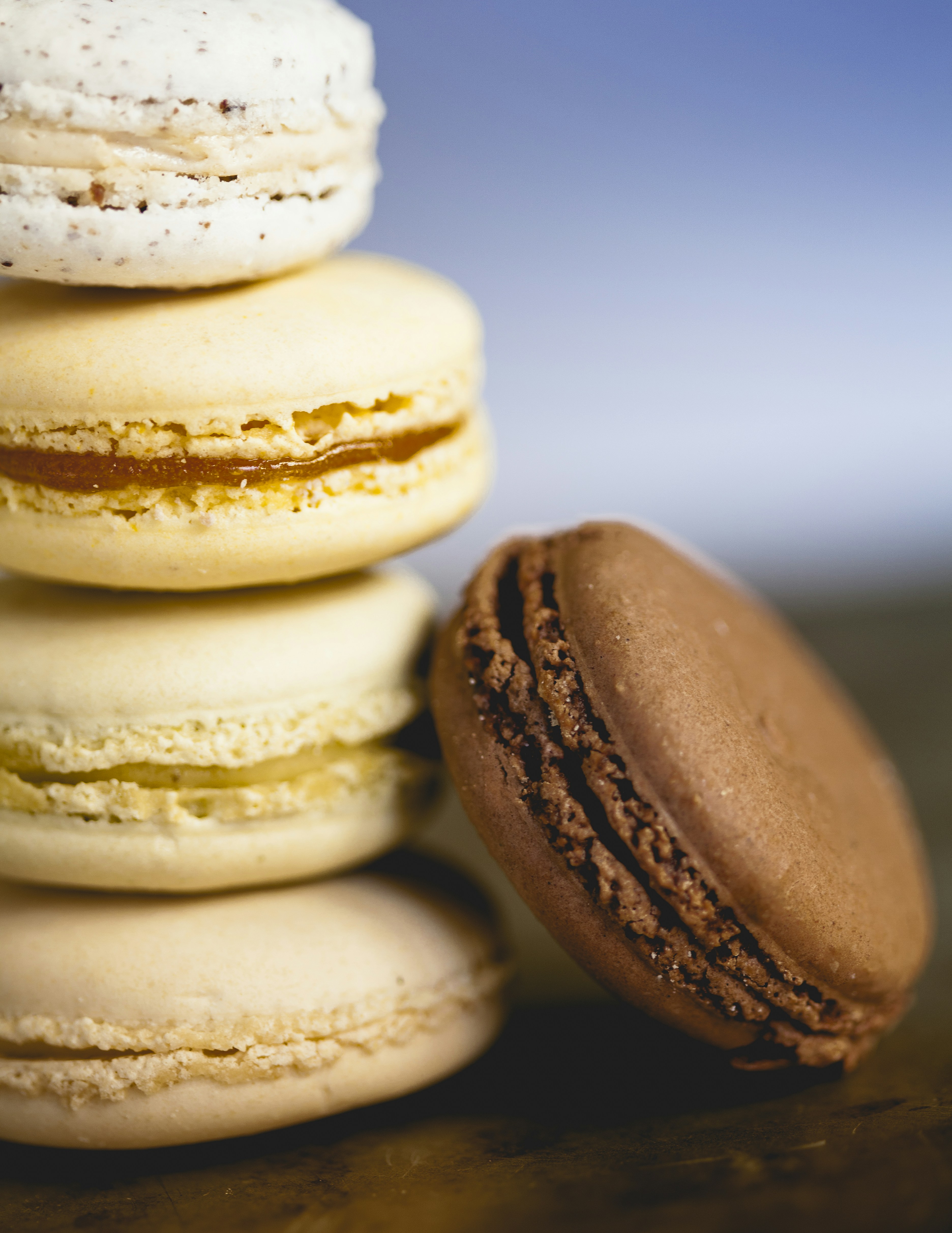 Pile of maccaroons photo – Free Bakery Image on Unsplash