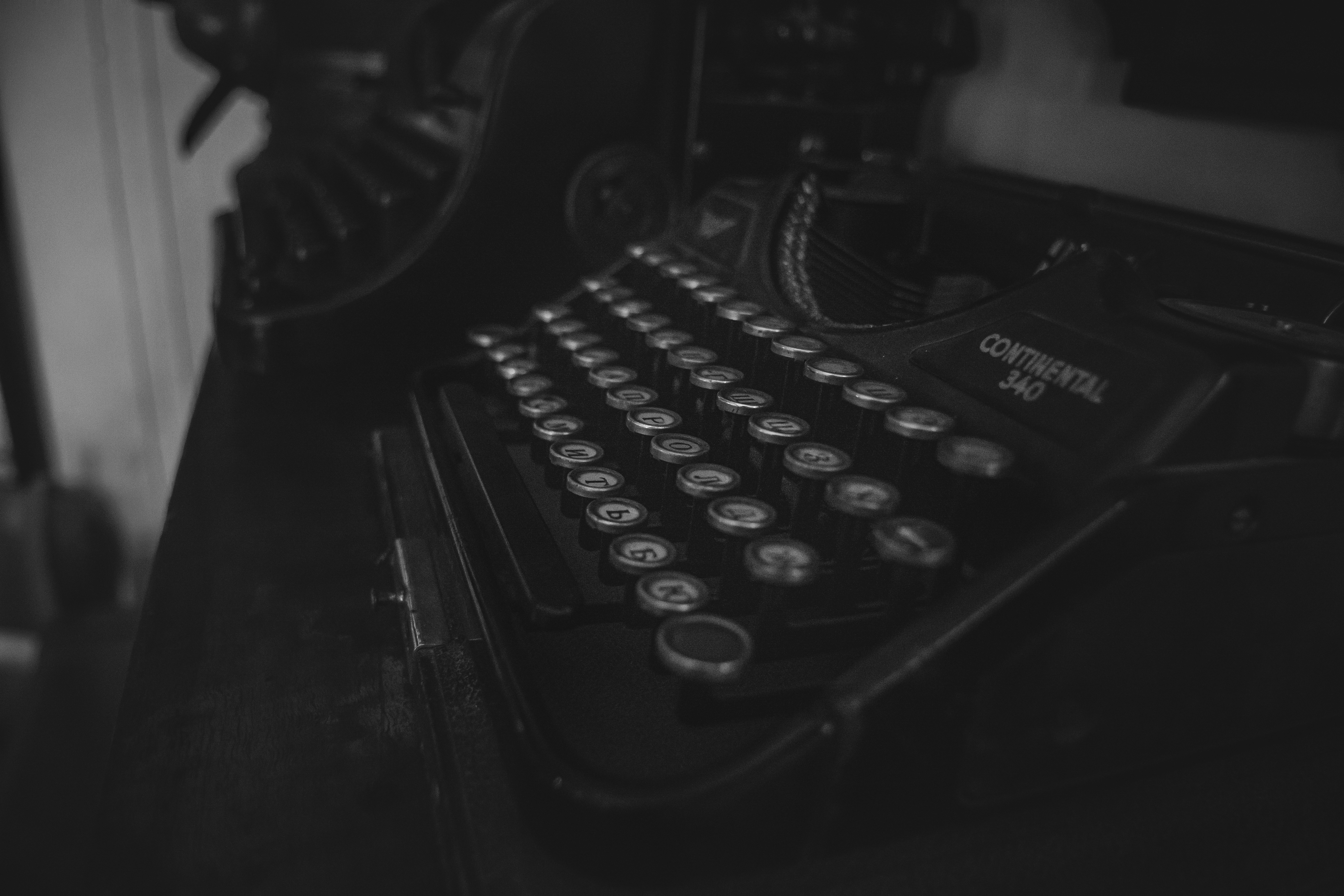 Grayscale photo of typewriter photo – Free Grey Image on Unsplash
