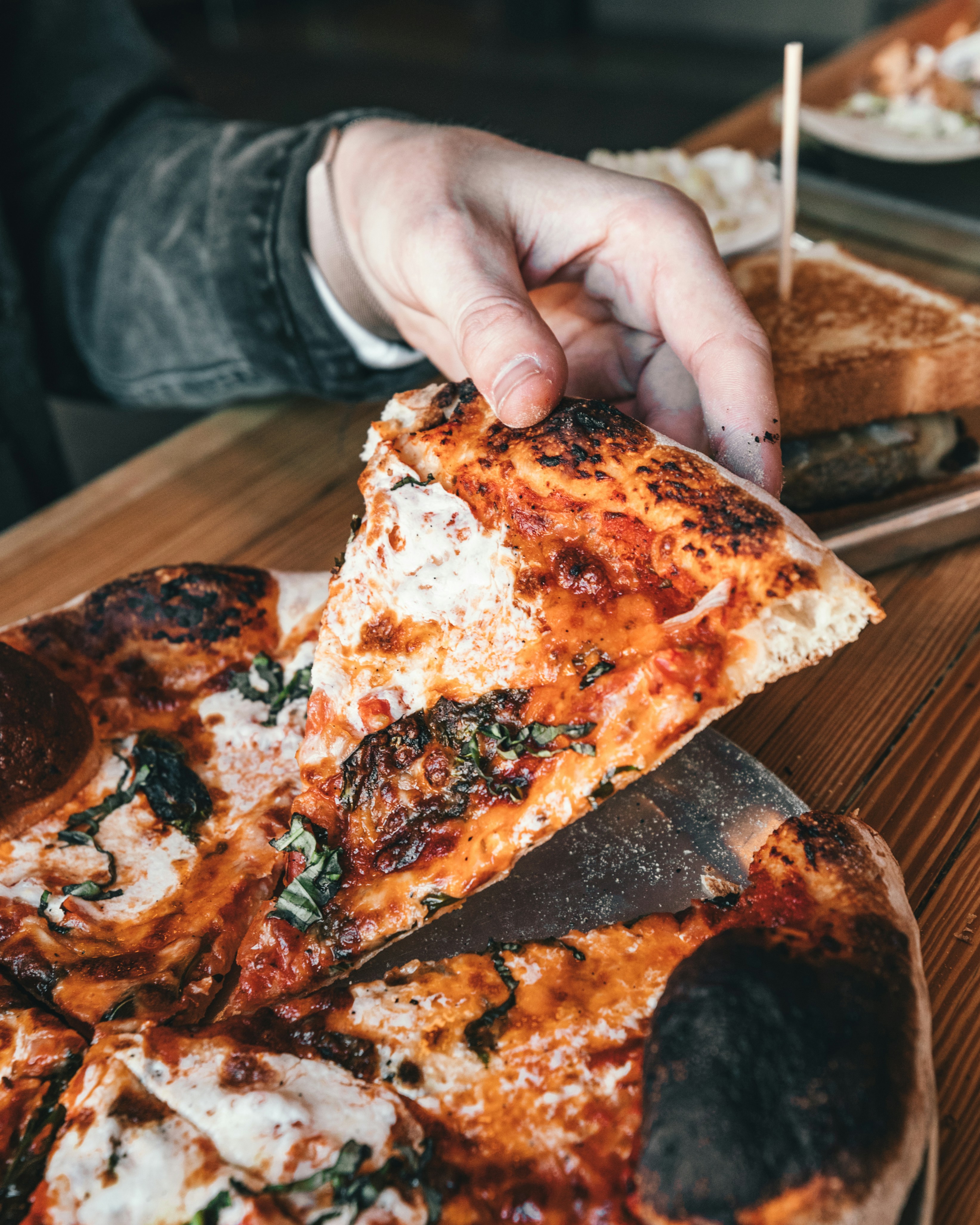 Cooked pizza photo – Free Pizza Image on Unsplash