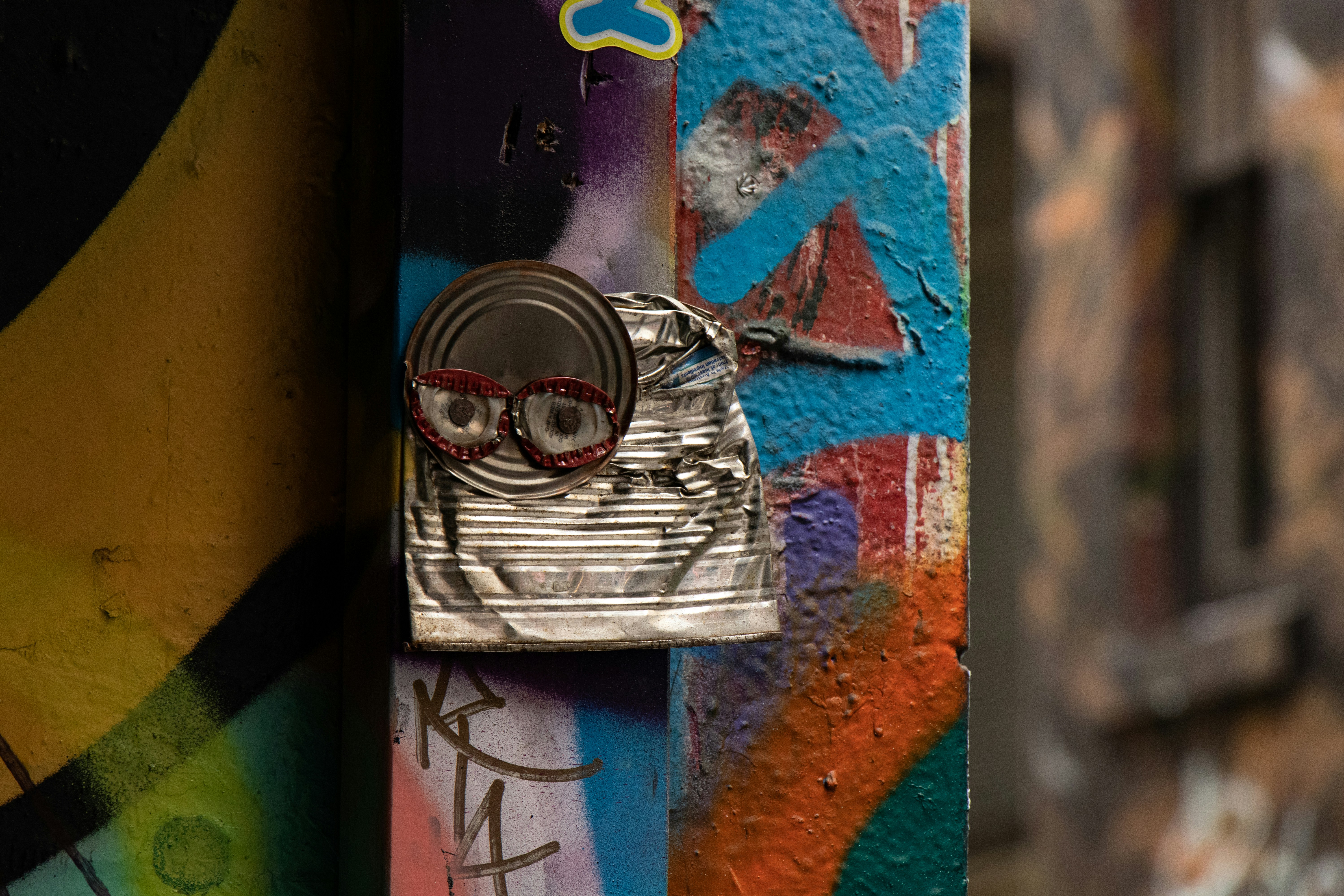 Dented tin can photo – Free Melbourne vic Image on Unsplash