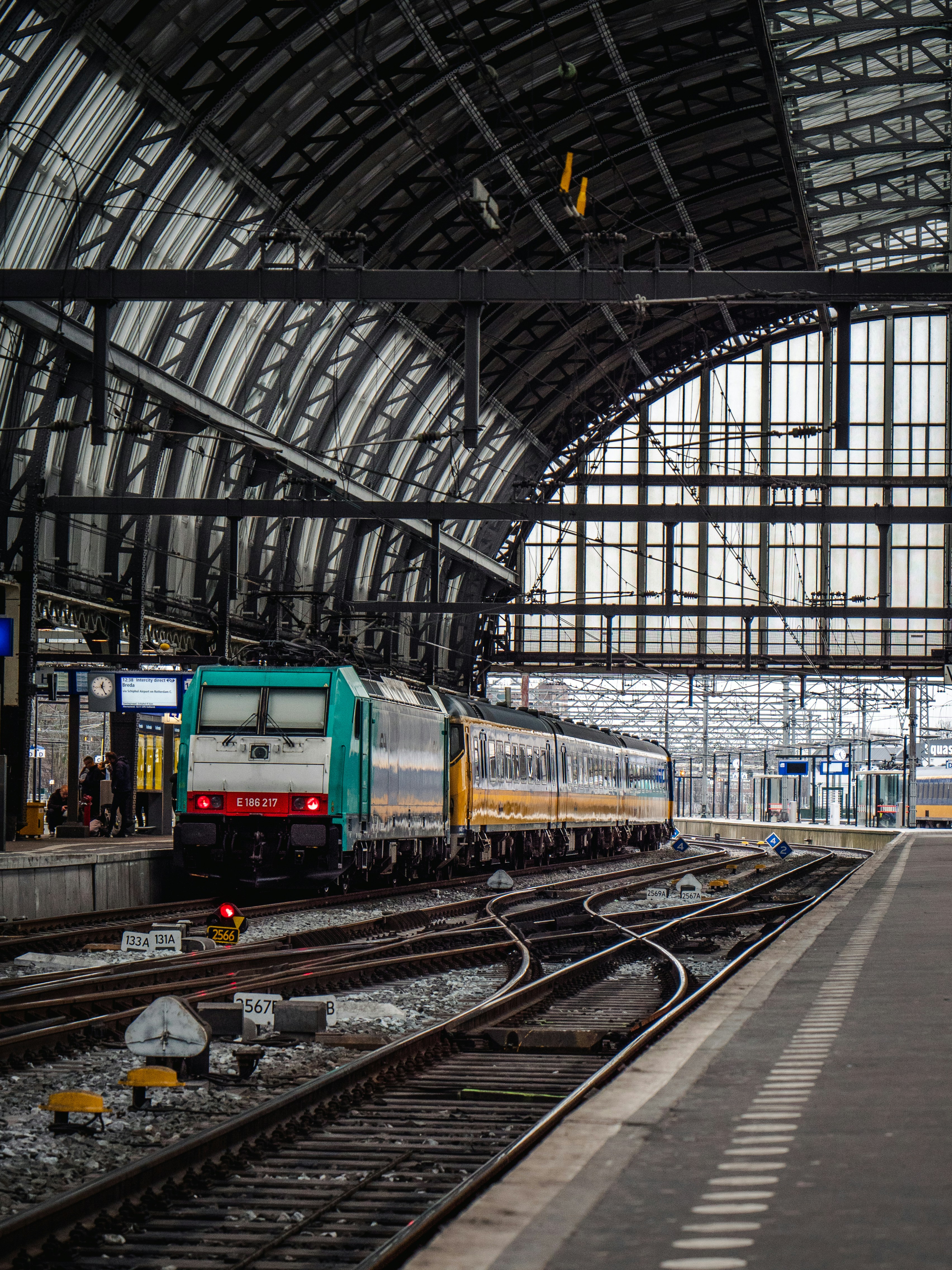 Train inside a train station photo – Free Amsterdam centraal Image on ...