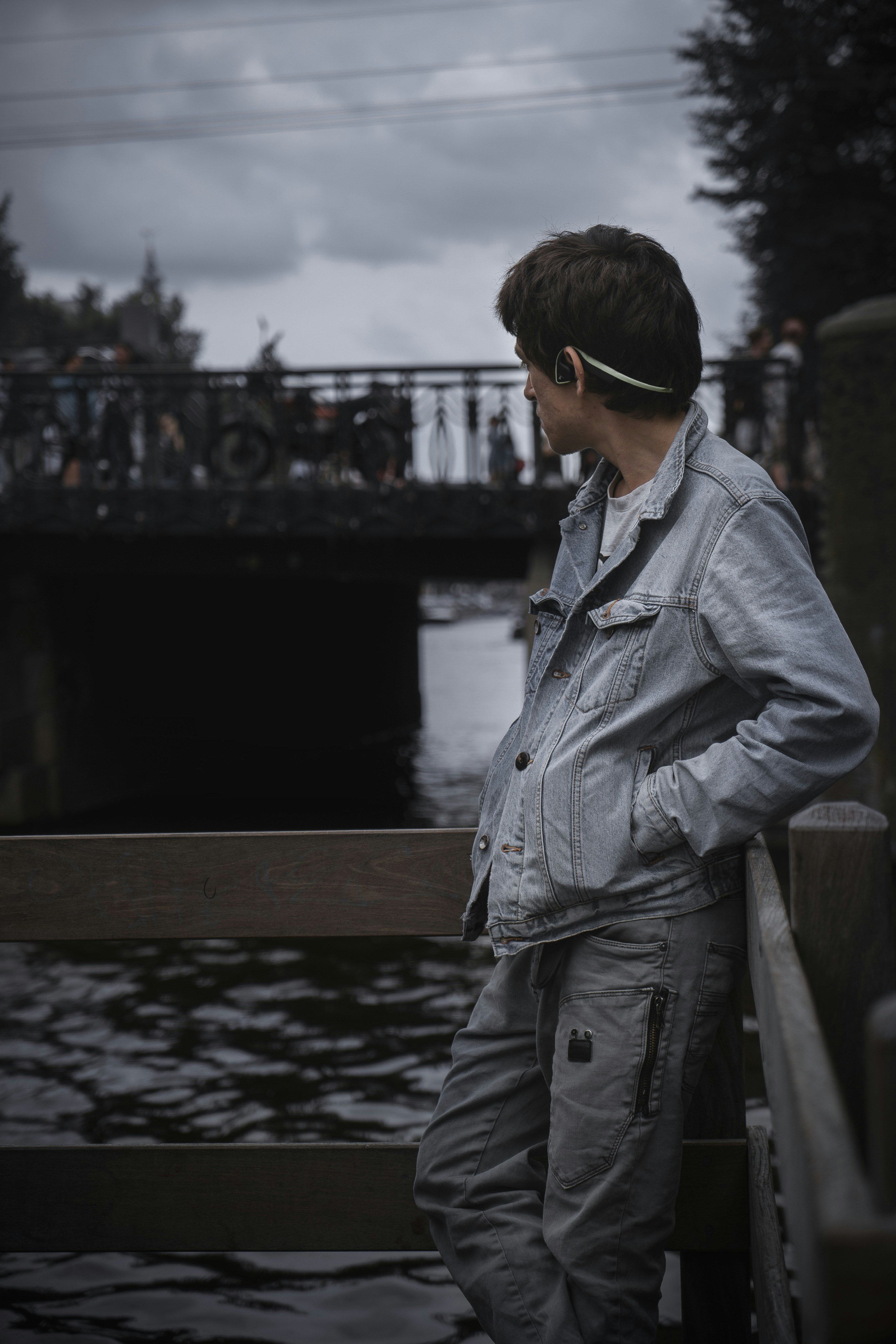 Gars Qui Attend Photos | Télécharger des images gratuites sur Unsplash