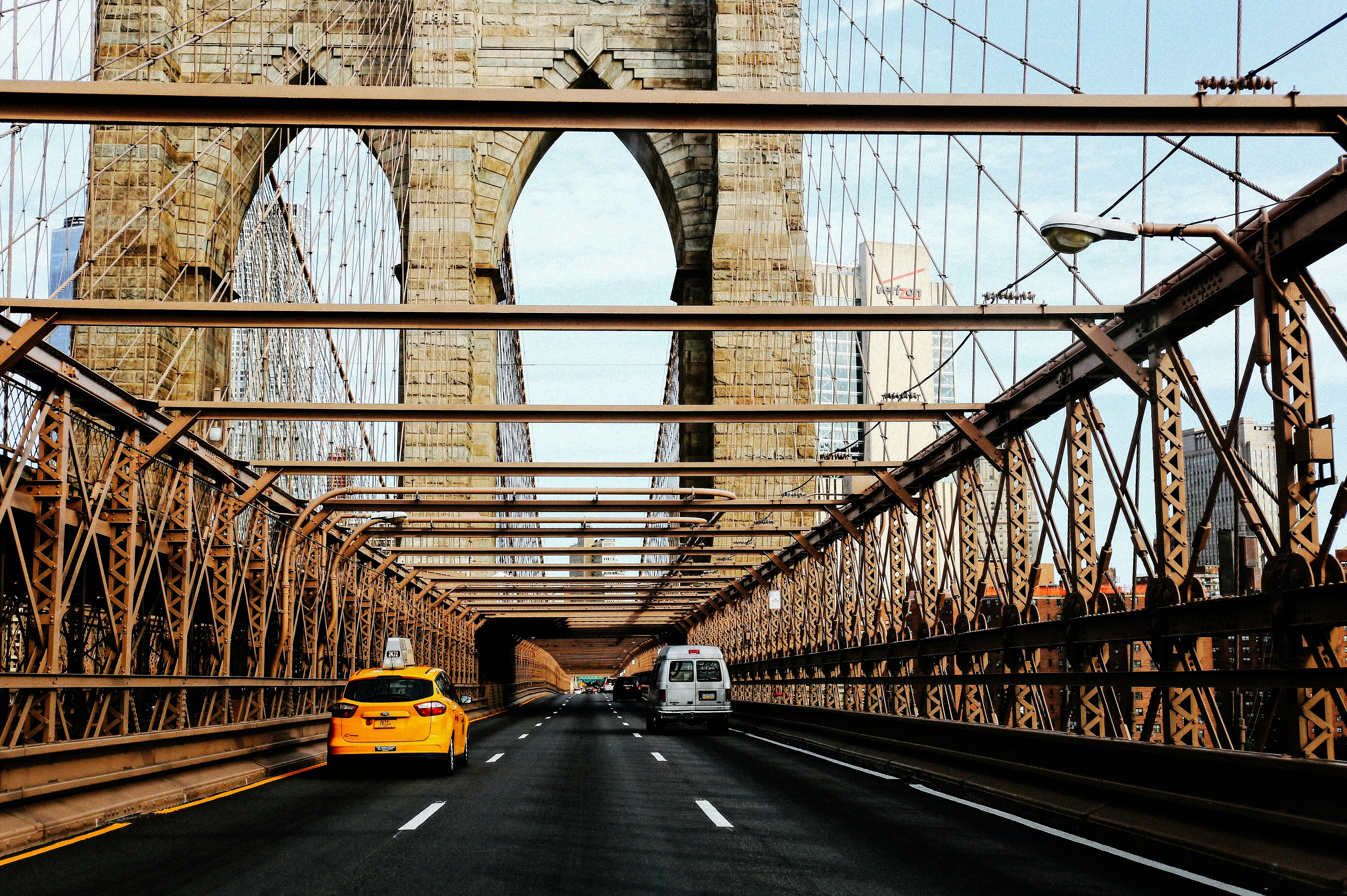 Vanishing Point Over the Brooklyn Bridge: Steel Trusses Meet Moving Traffic