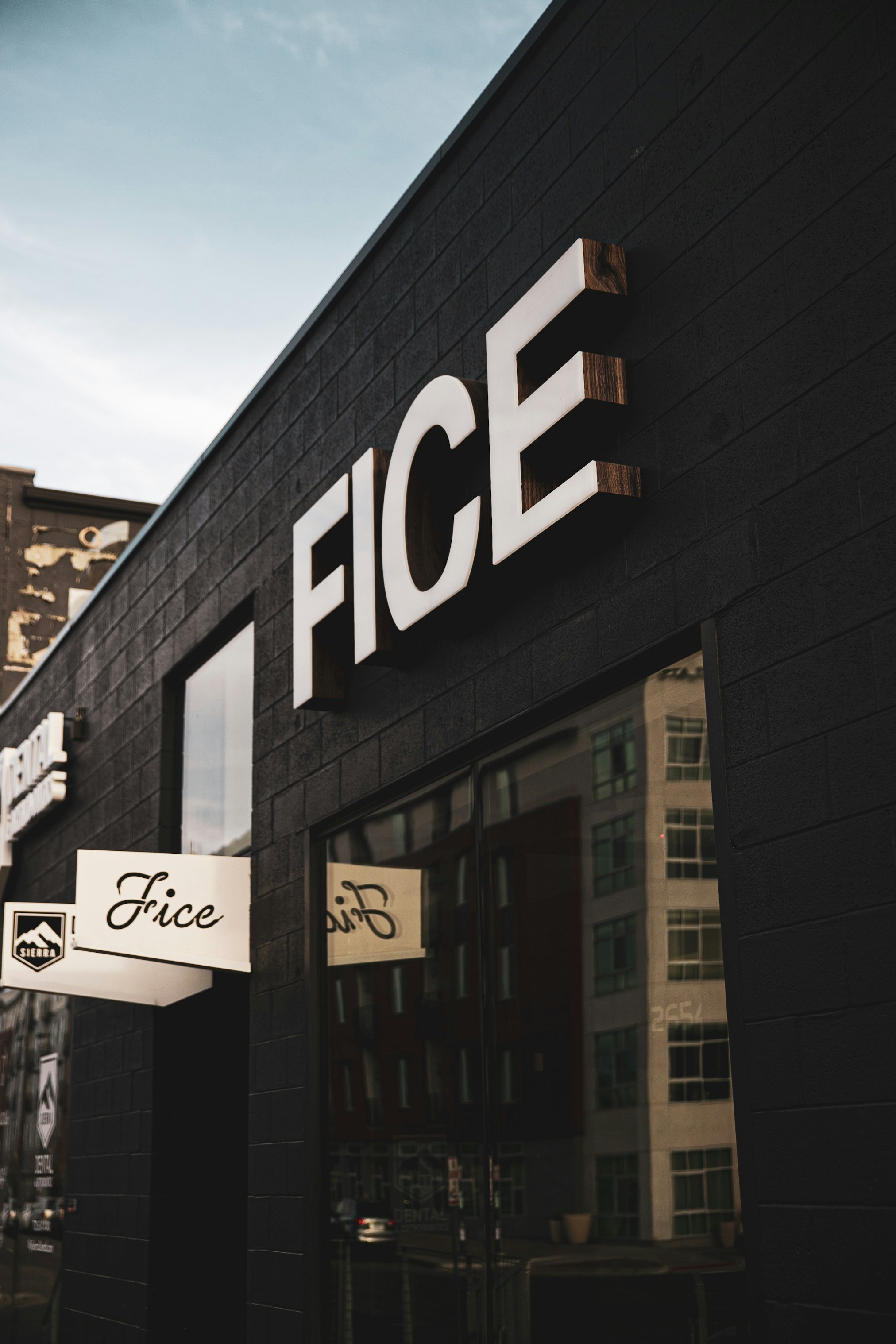 Fice building photo – Free Grey Image on Unsplash