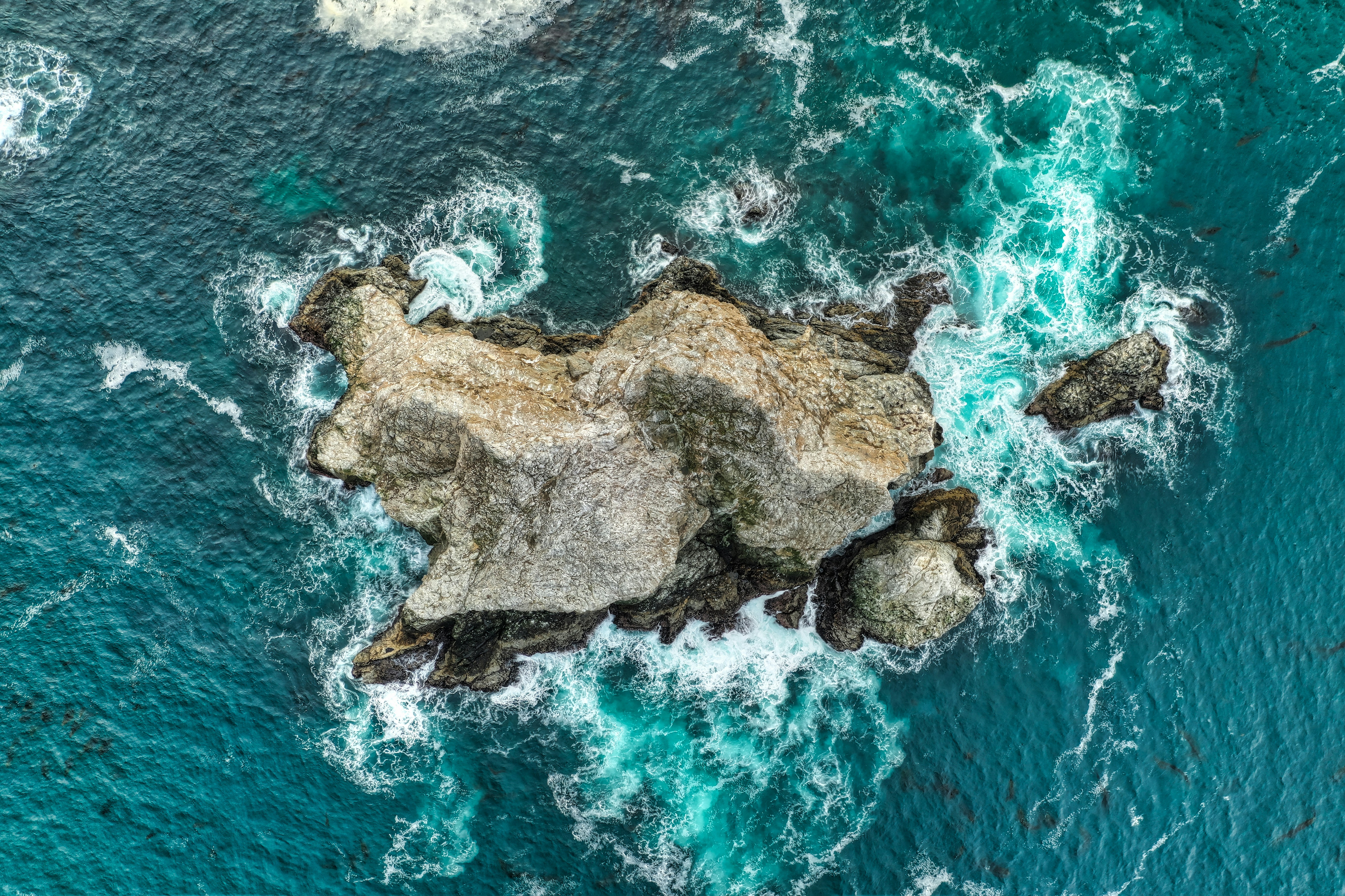Rocky isle during day photo – Free California Image on Unsplash