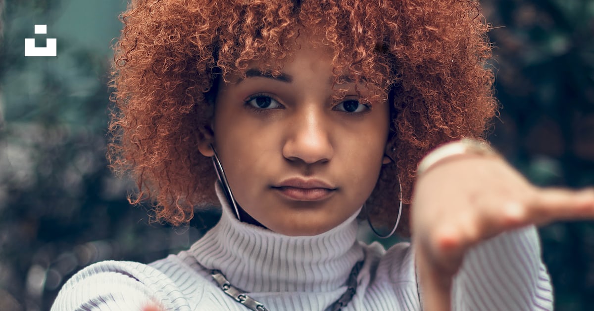 Woman Wearing White Sweater Photo Free France Image On Unsplash