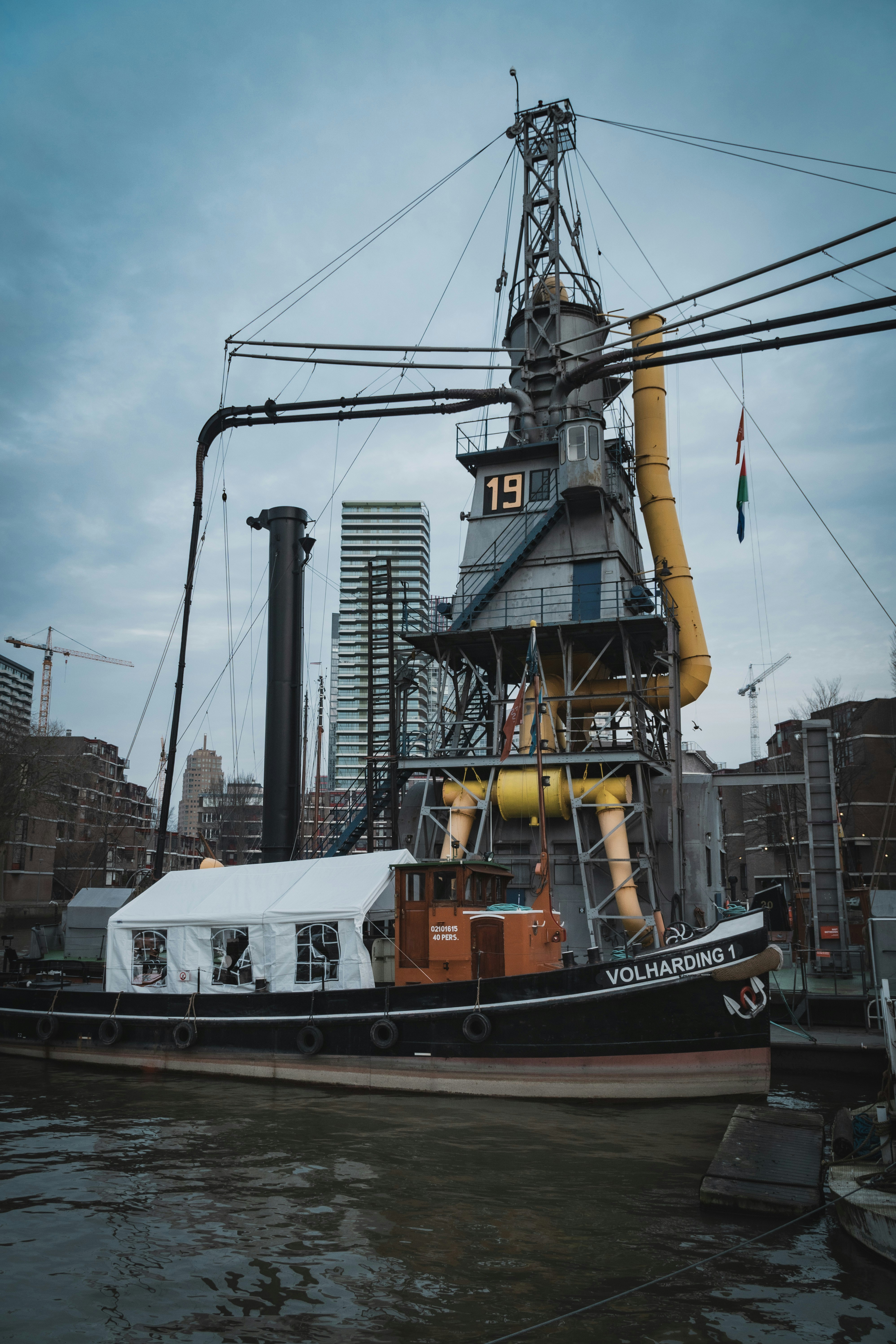 Dockyard Pictures | Download Free Images on Unsplash