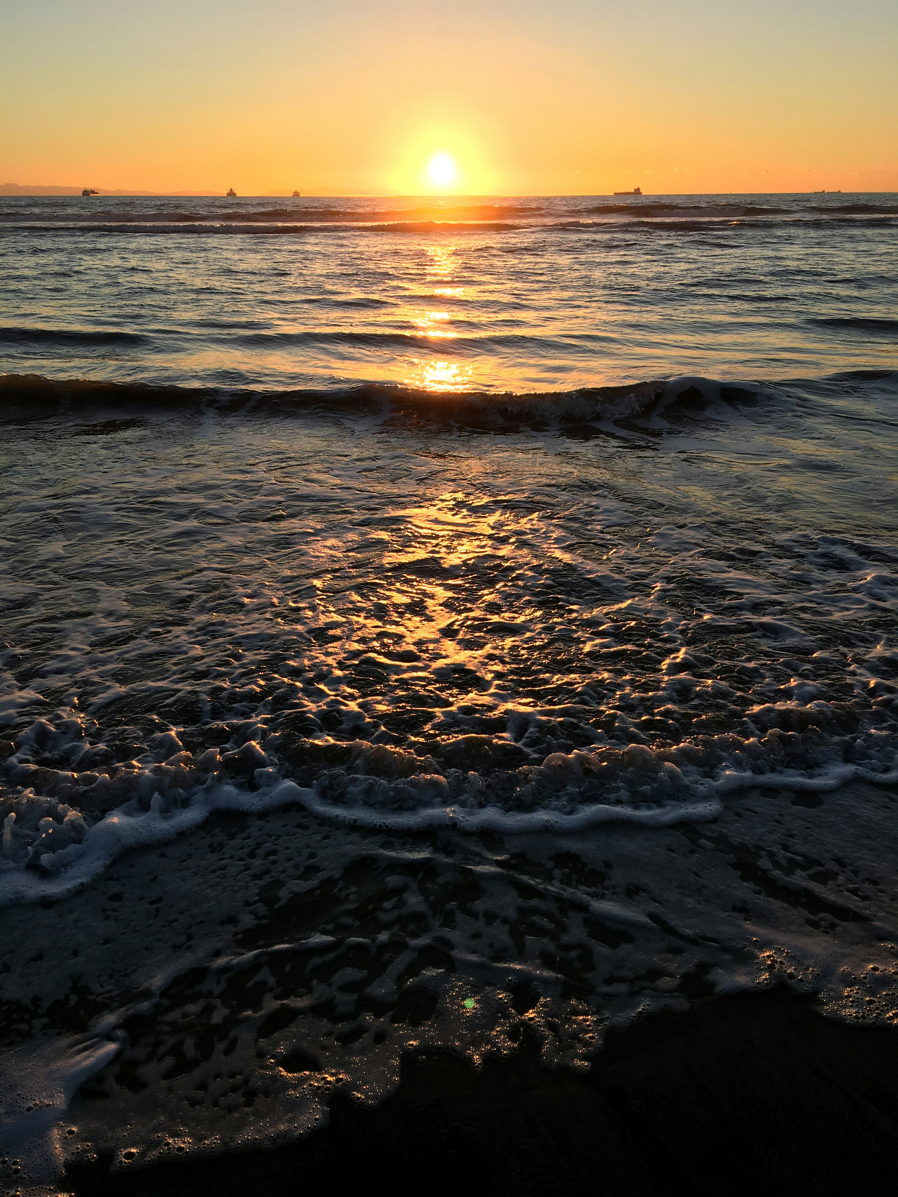 Time-lapse photography of waves splashing on shore during golden hour ...