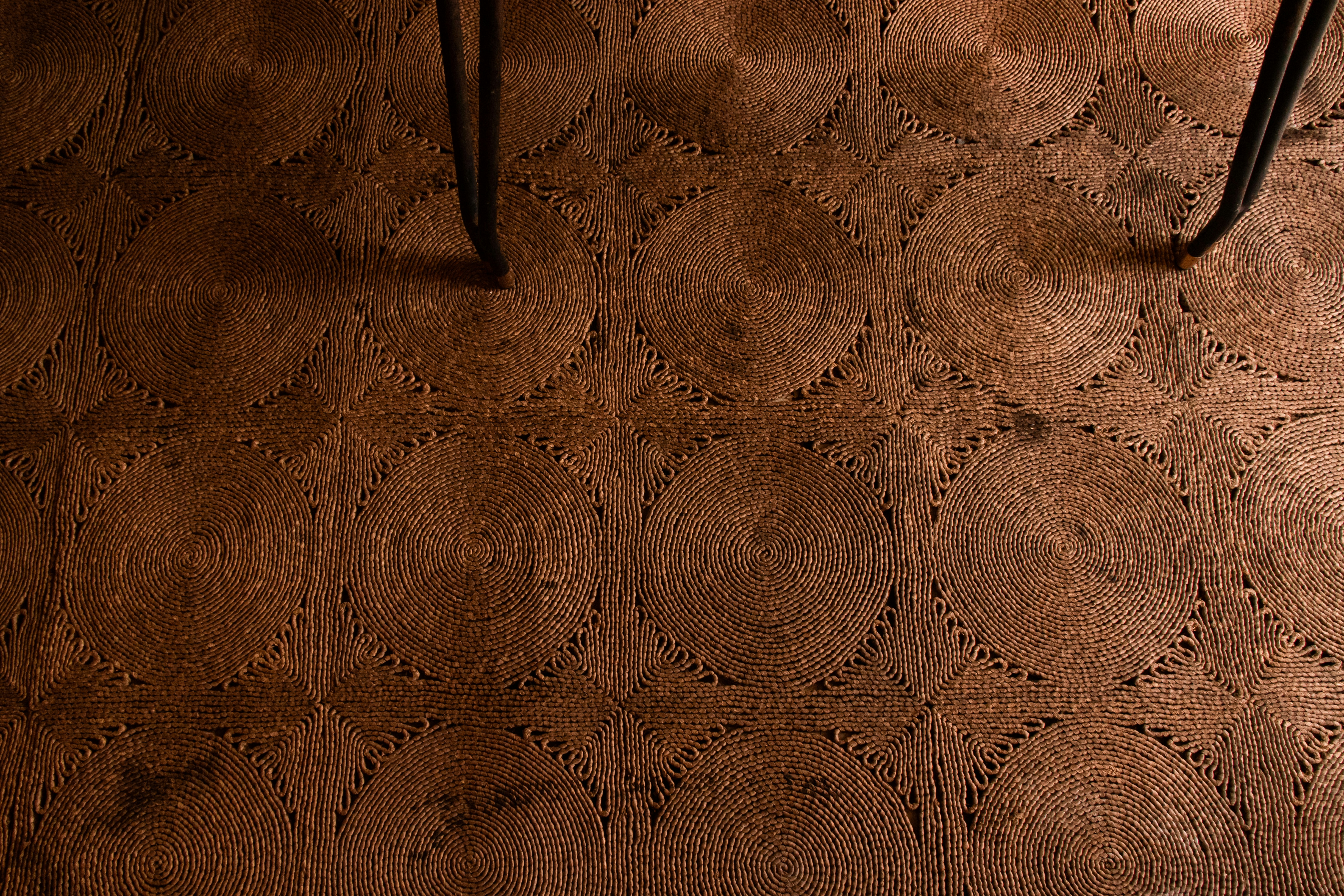 Brown and black area rug photo – Free Brown Image on Unsplash